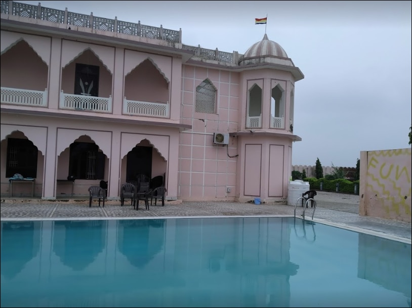Padamgarh Resorts 𝗕𝗢𝗢𝗞 Bassi Hotel