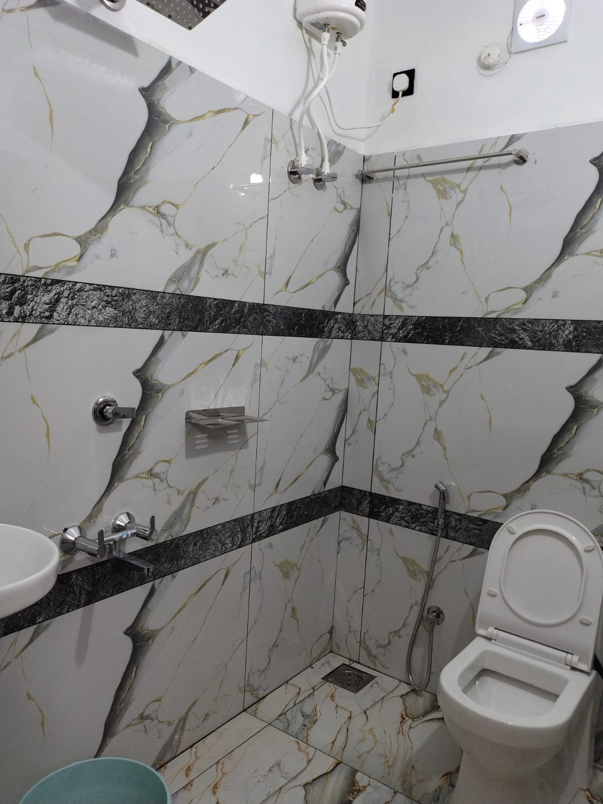 Mavila villa for ladies, couple and family no kids 𝗕𝗢𝗢𝗞 Varkala Homestay