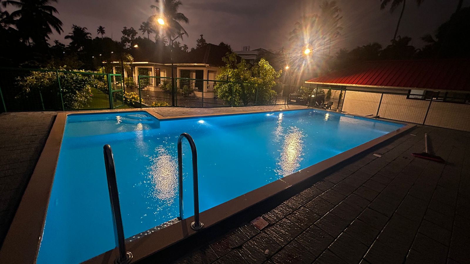 EV STAYZ 𝗕𝗢𝗢𝗞 Cochin Homestay