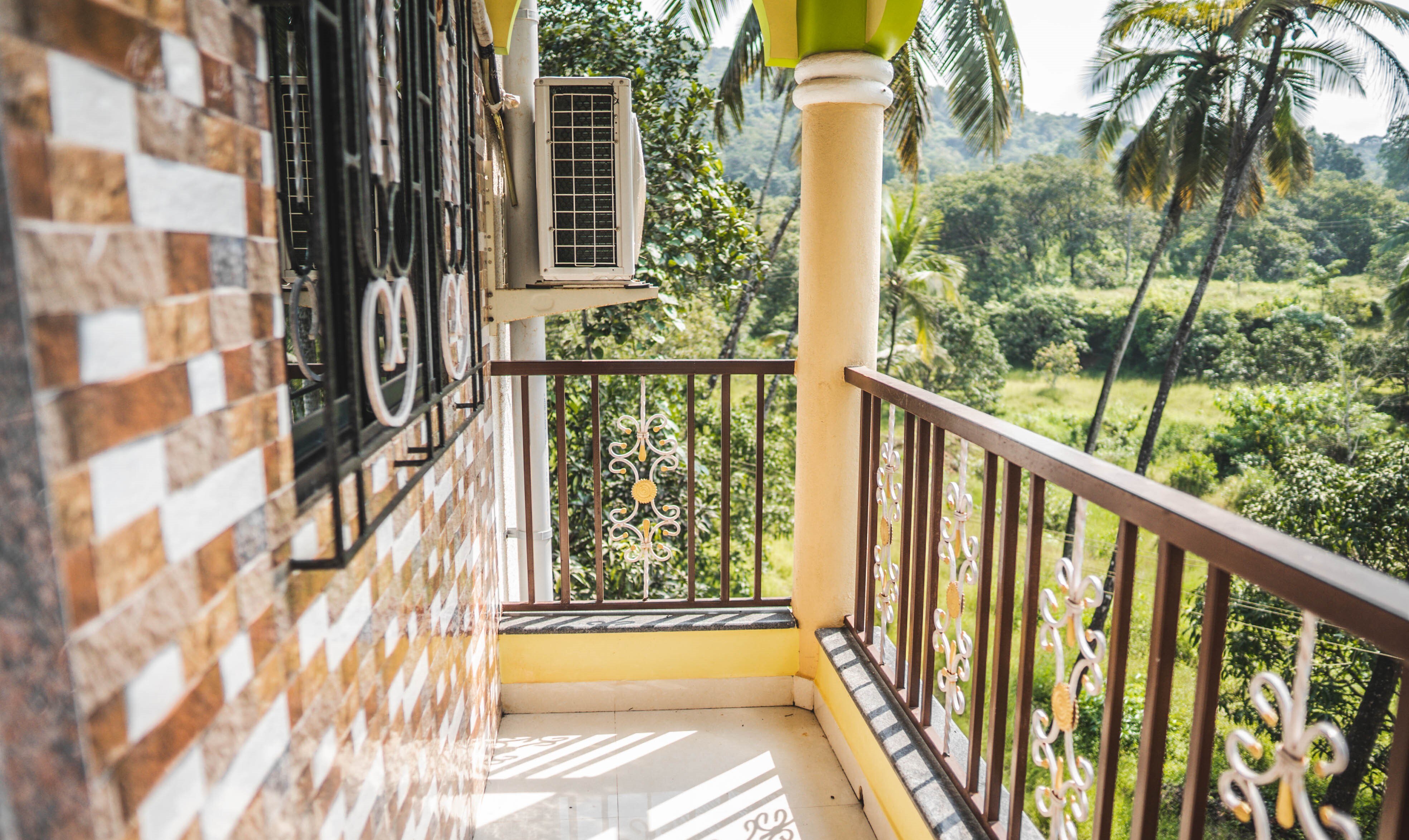 Dhanashree River View Guest House 𝗕𝗢𝗢𝗞 Goa Apartment