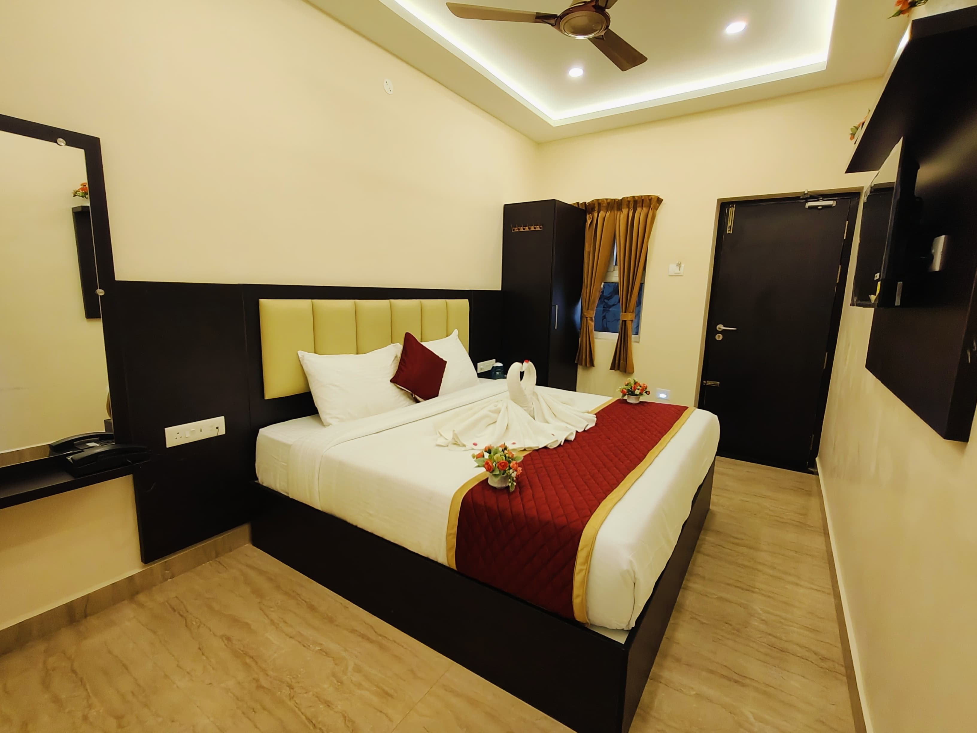 SRI KANTHAN RESIDENCY Hotel Rameshwaram - Reviews, Photos & Offer