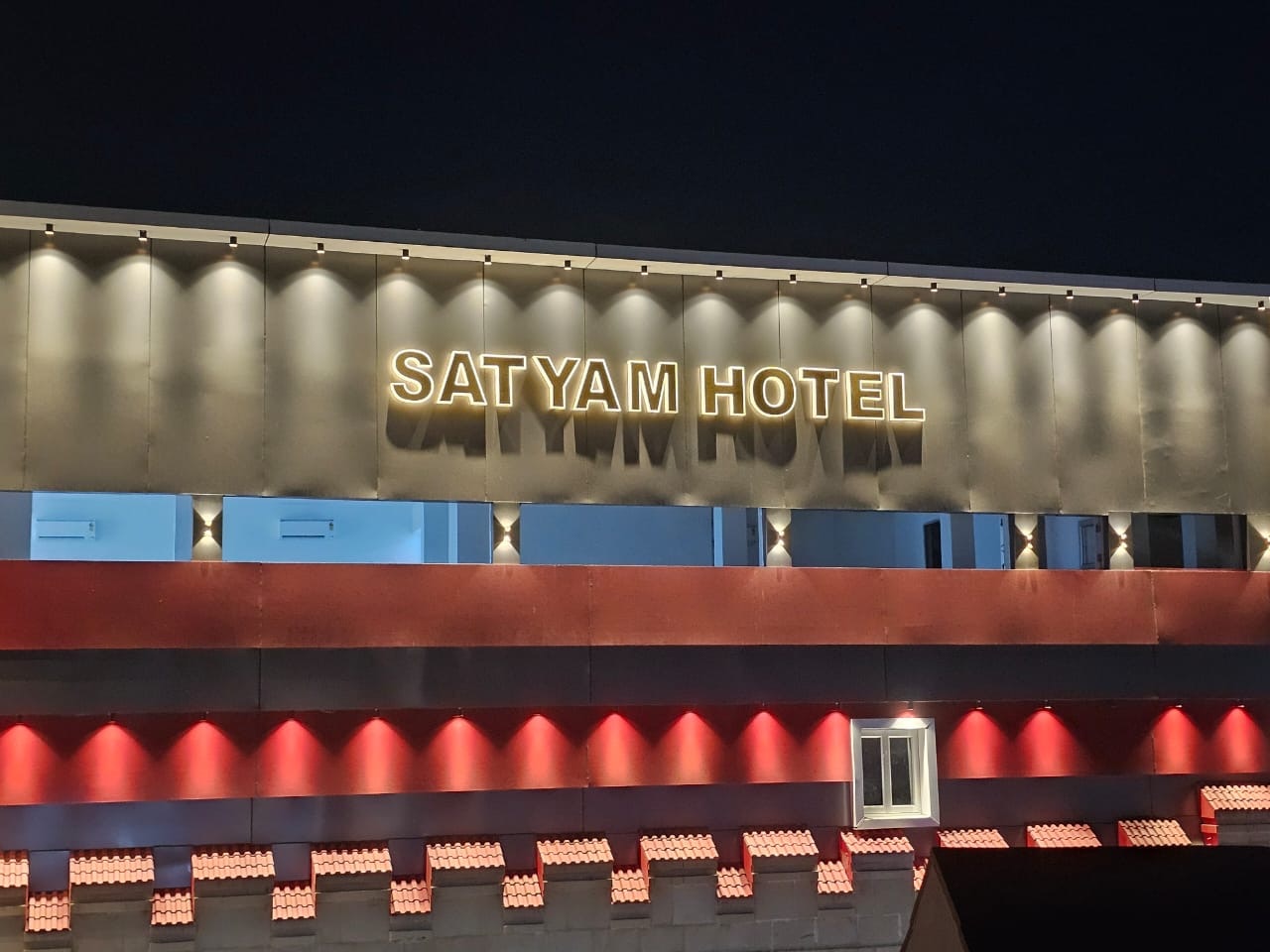 Satyam Hotel Tohana 𝗕𝗢𝗢𝗞 Tohana Hotel