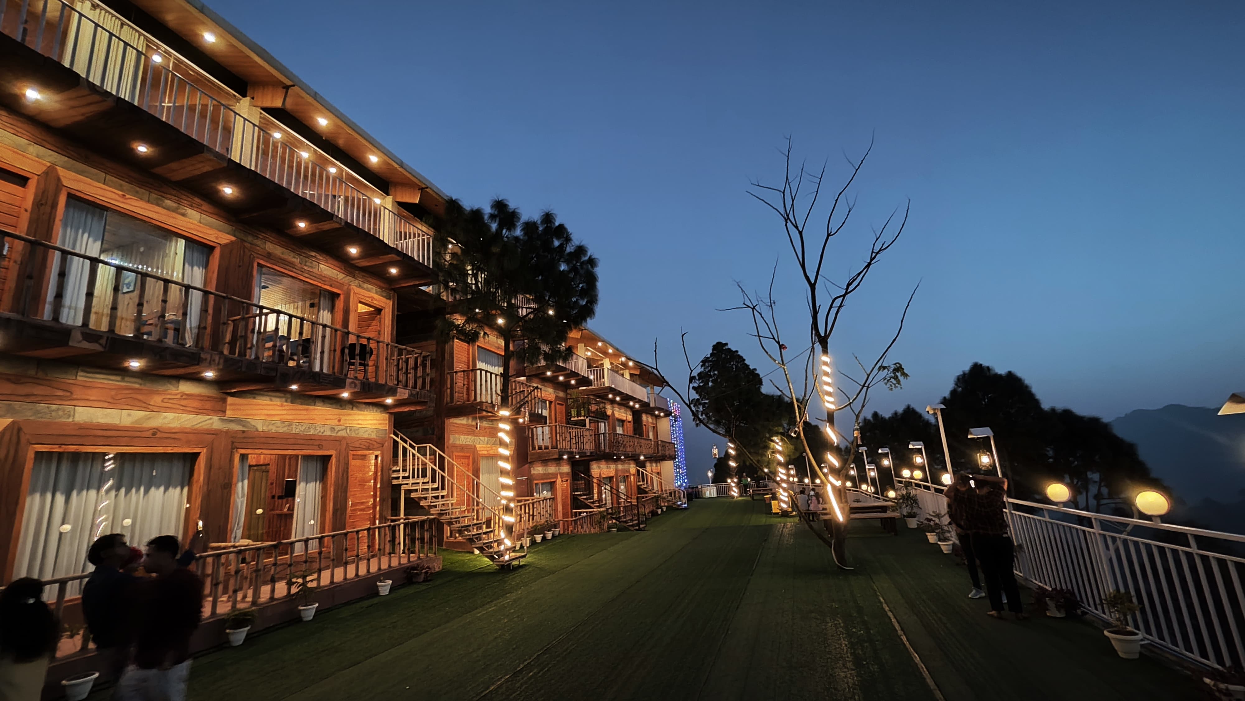 Hamilton Palace and Resorts Lansdowne - Reviews, Photos & Offer