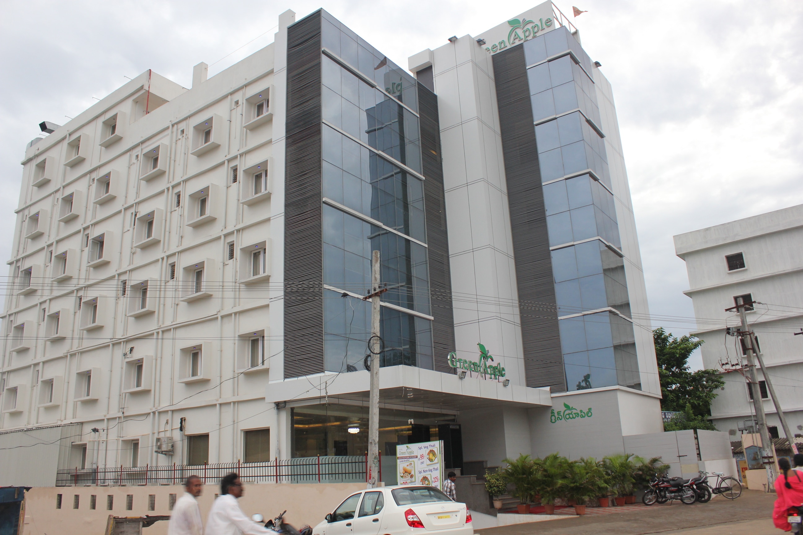 HOTEL GREEN APPLE Visakhapatnam - Reviews, Photos & Offer