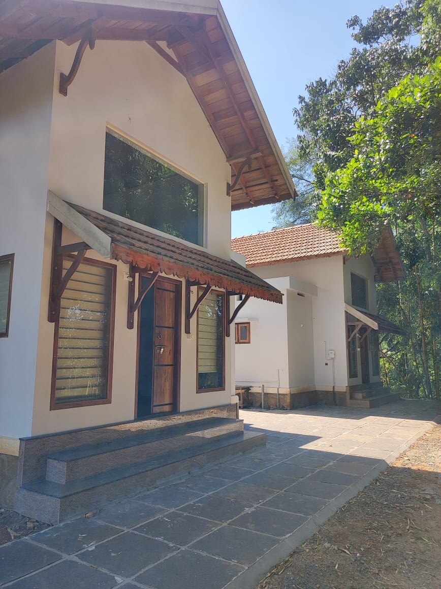 Alpine meadows villa 𝗕𝗢𝗢𝗞 Wayanad Villa