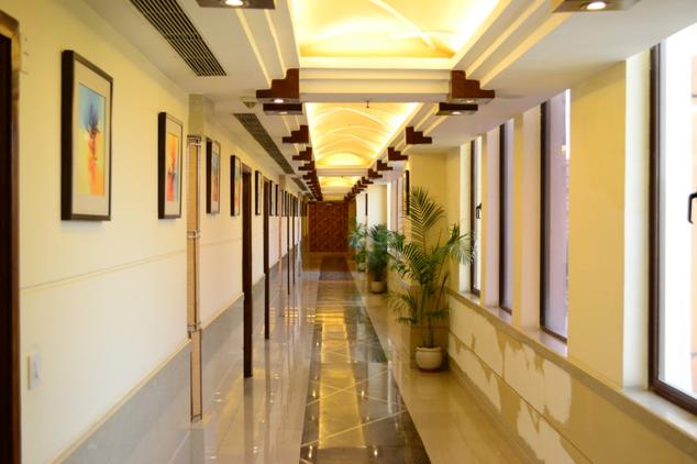 CLUB FLORENCE Hotel Gurgaon, Book@ ₹3700/night - Goibibo