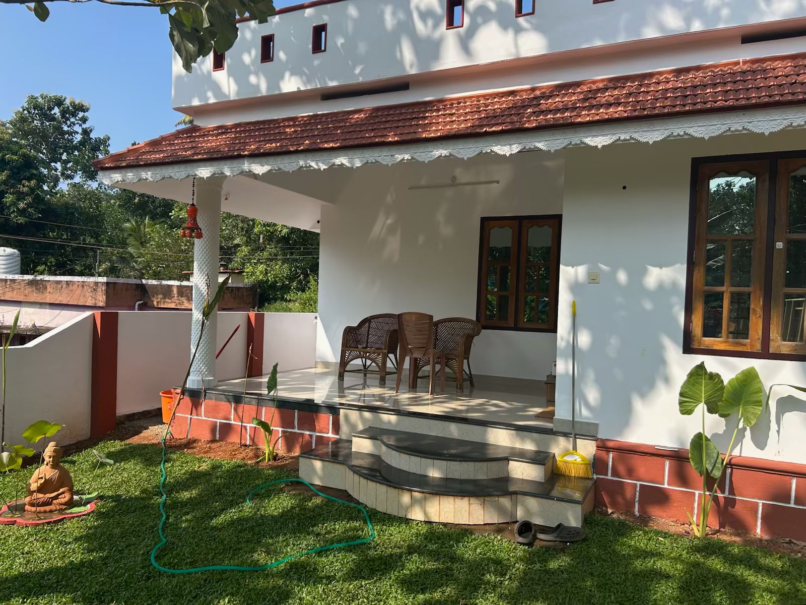 Ozzy's Salt & Surf Haven 𝗕𝗢𝗢𝗞 Varkala Homestay