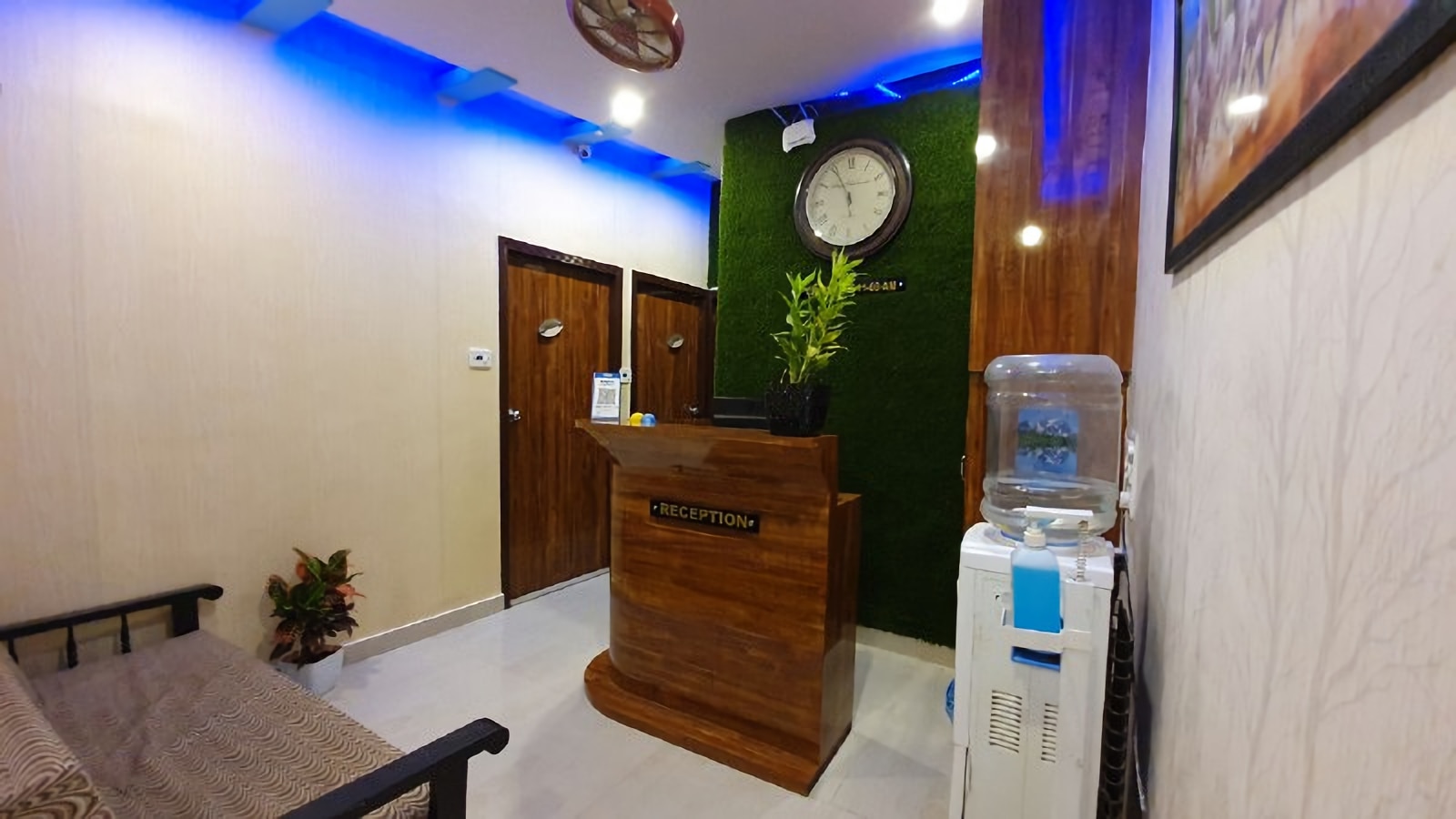 Metro Inn Hotel Mumbai - Reviews, Photos & Offer