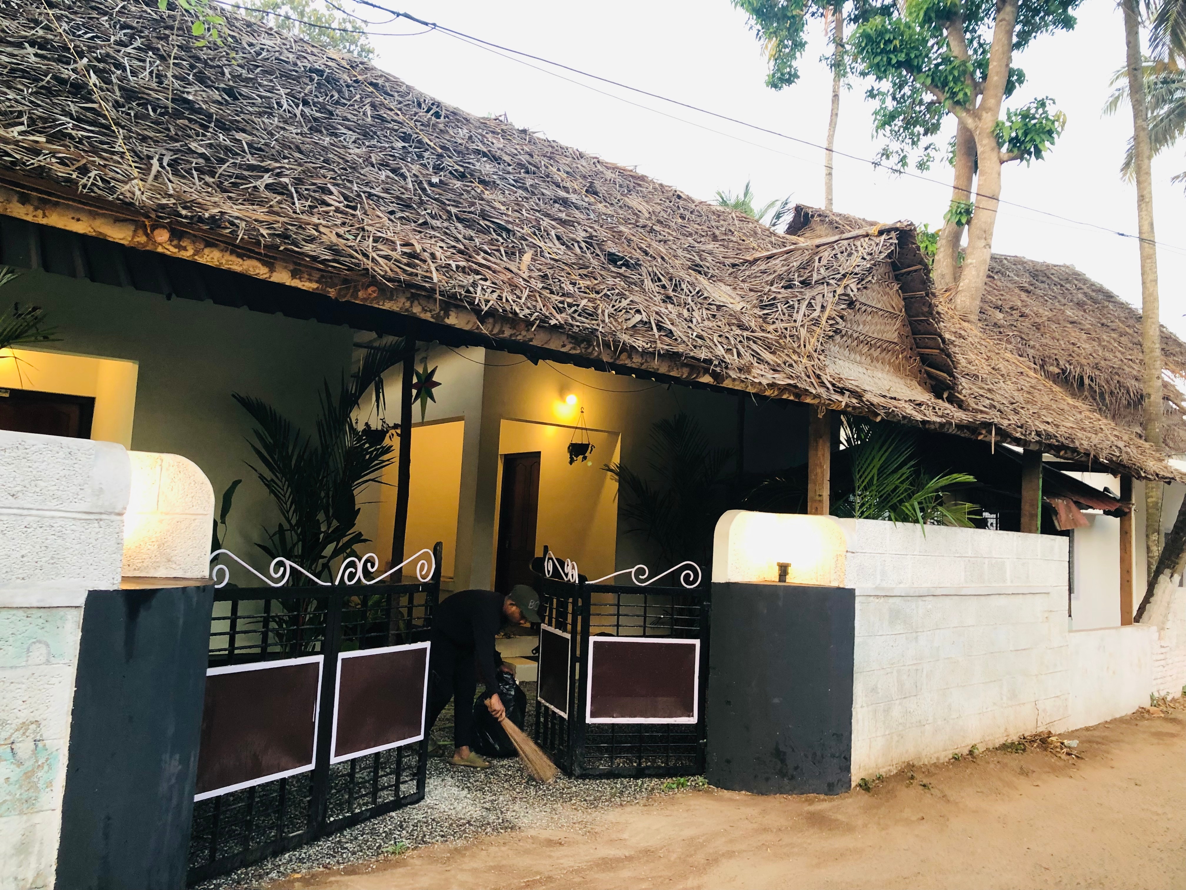 Rooms of Kiran's Cliff Cottage | 2min walk to Varkala Beach - Cottage ...