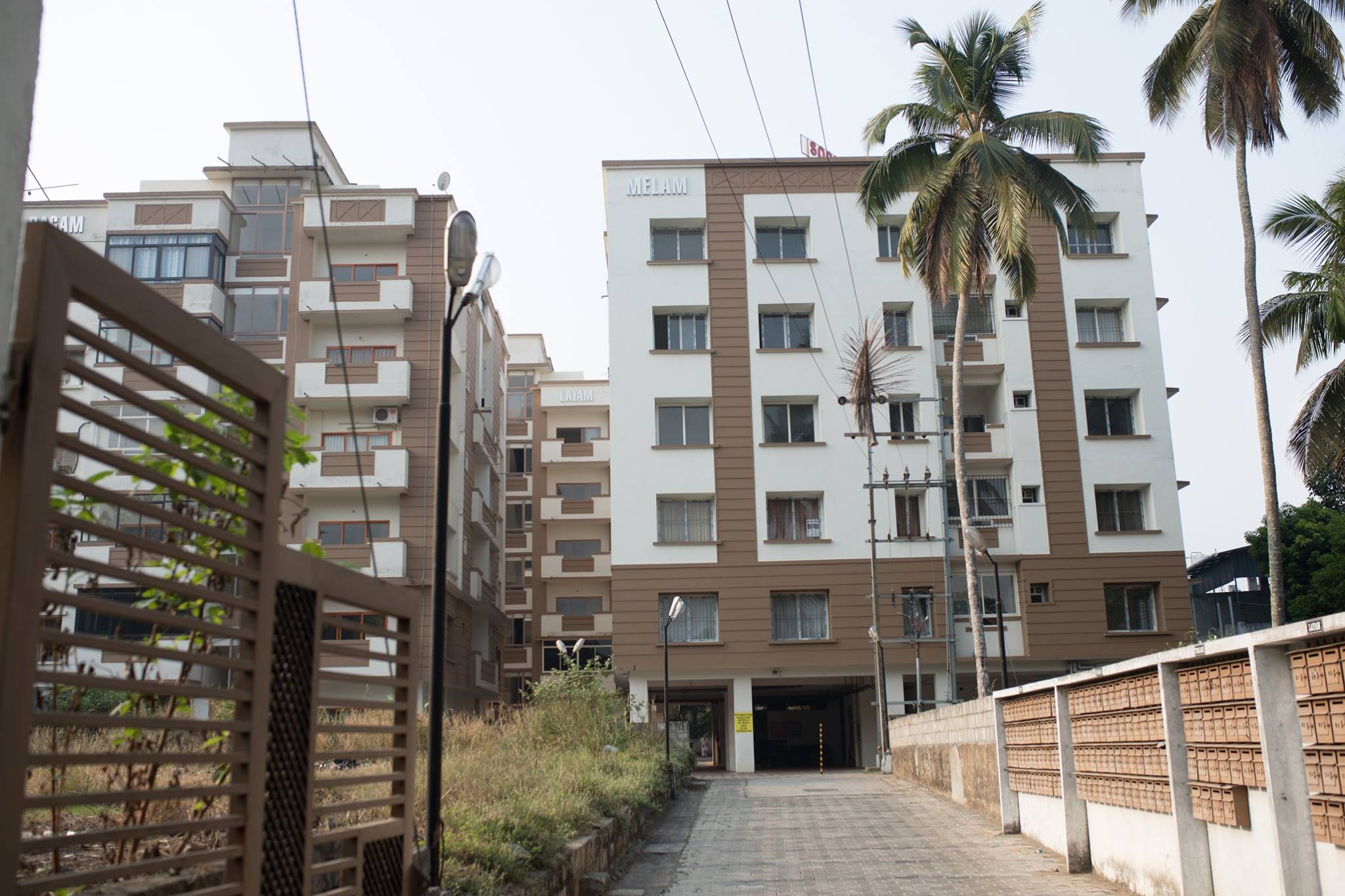 2 BHK Furnished Flat - 200 m to Guruvayoor Temple Apart-hotel Guruvayur ...