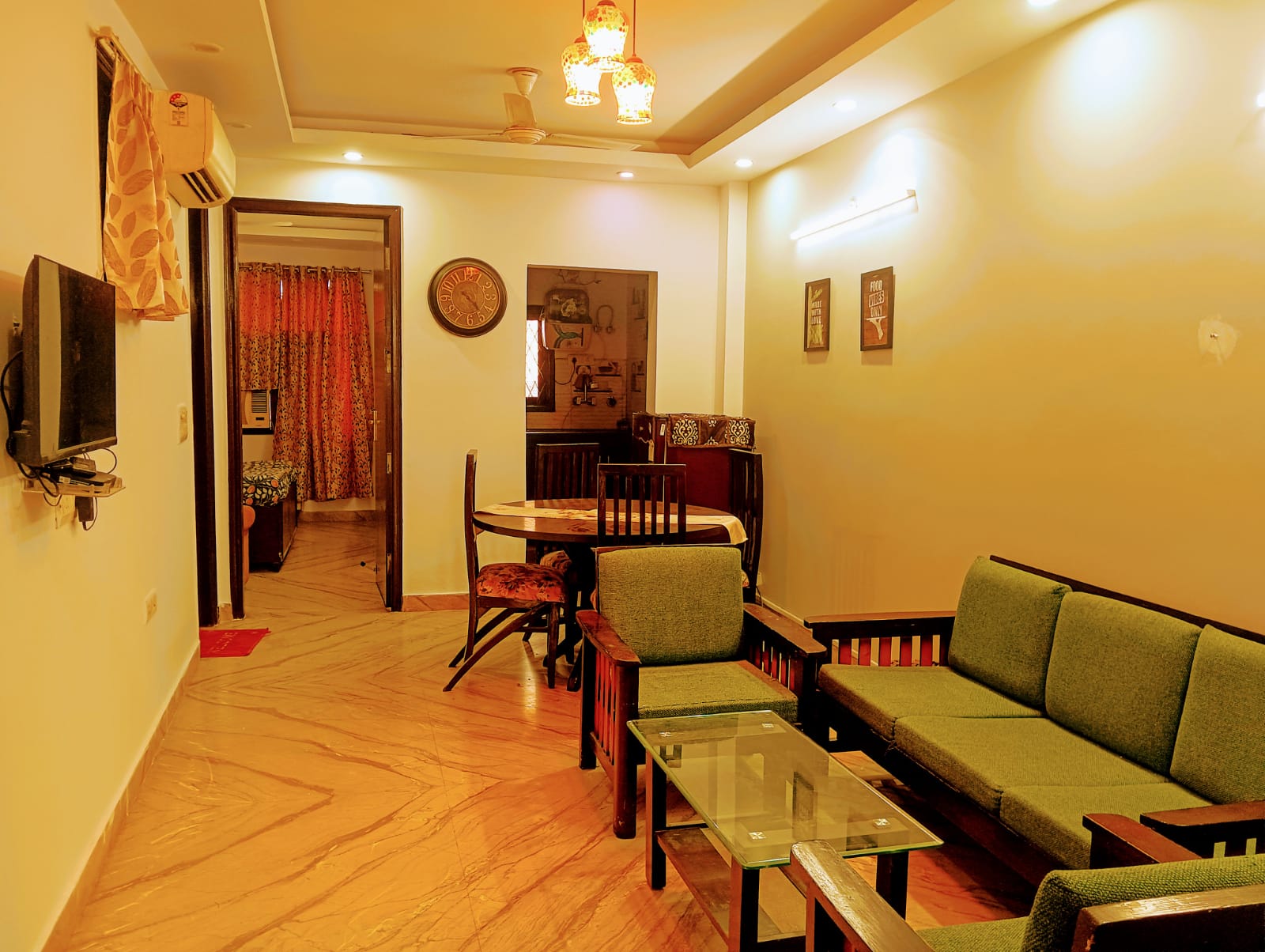 Short Stay Service Apartment in Safdarjung Enclave 𝗕𝗢𝗢𝗞 Delhi Apartment