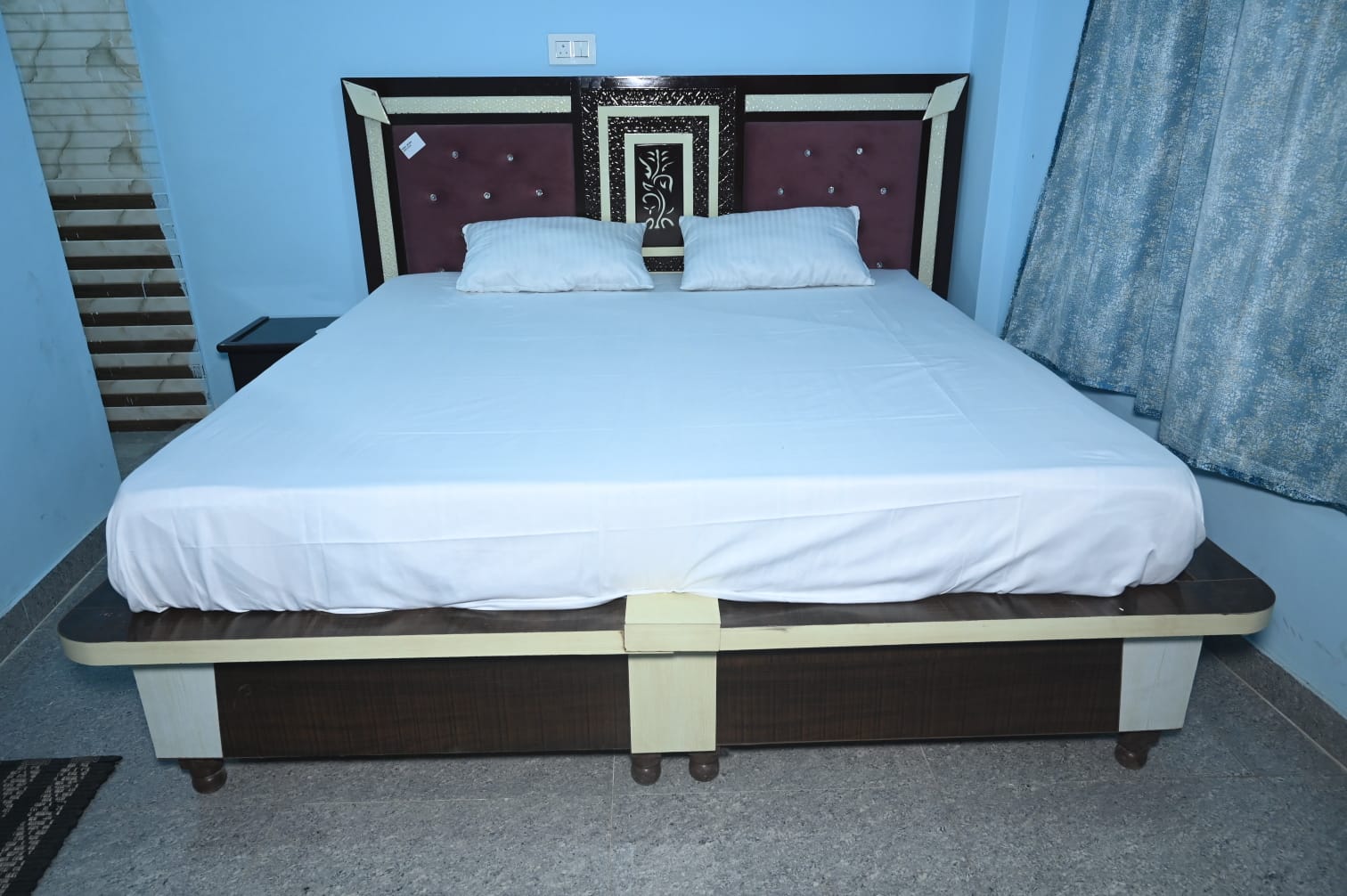 Vishal Baddi stay 𝗕𝗢𝗢𝗞 Baddi Apartment