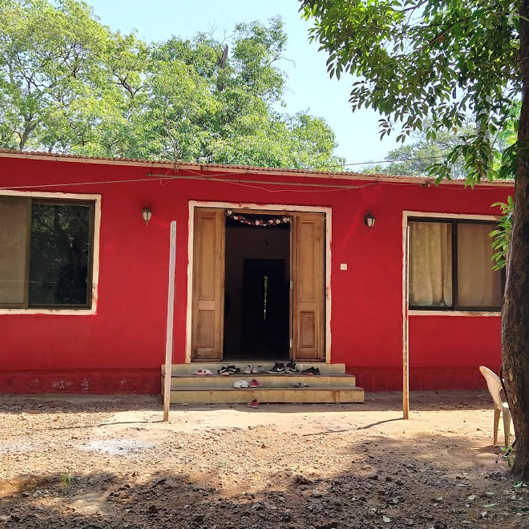 Flora Cottage -3 BHK Luxury Cottage 𝗕𝗢𝗢𝗞 Matheran Cottage