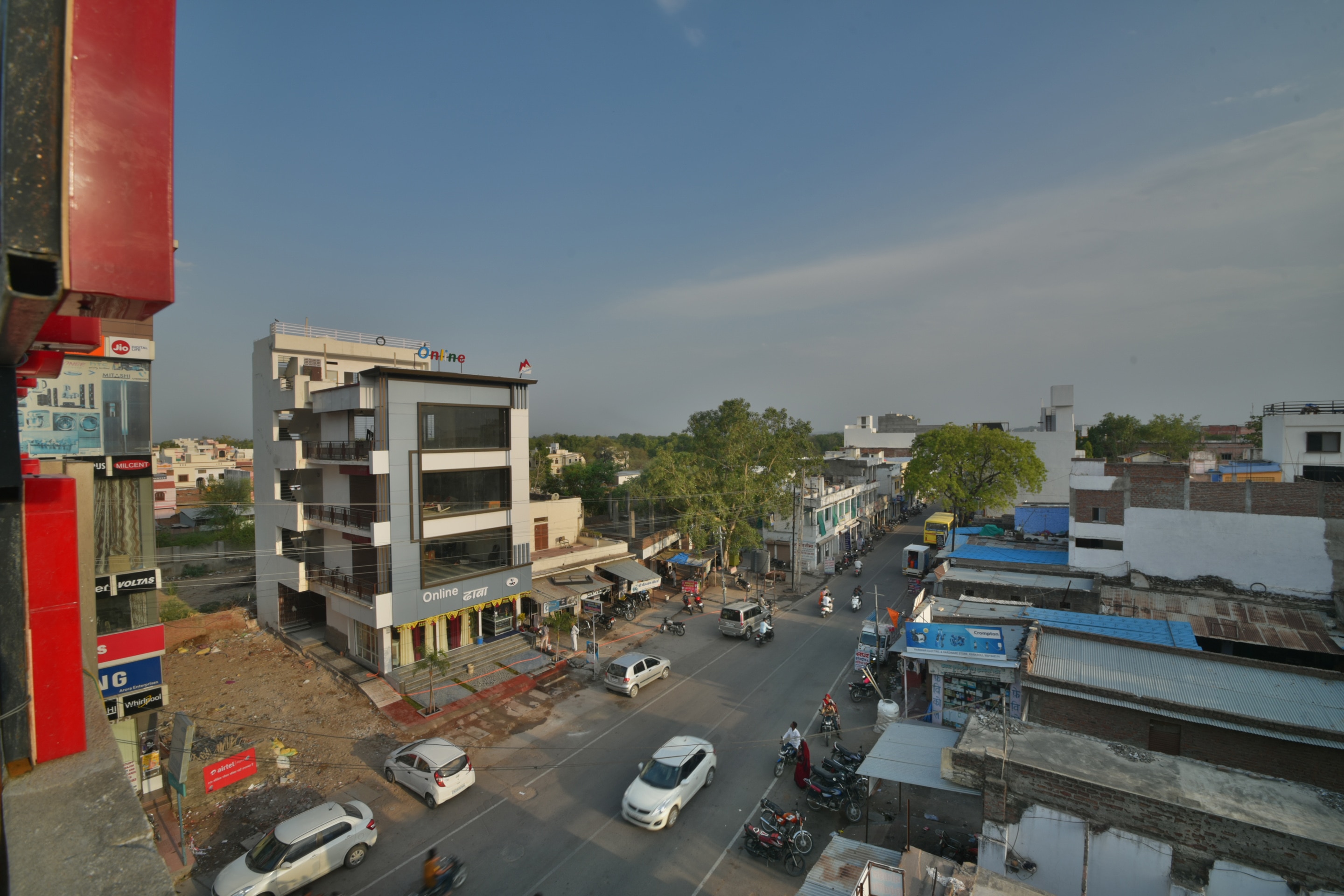 Hotel Royal Park 𝗕𝗢𝗢𝗞 Salumbar Hotel