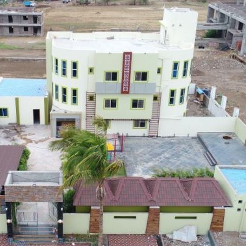 Hotel SK49 𝗕𝗢𝗢𝗞 Rajgurunagar Hotel