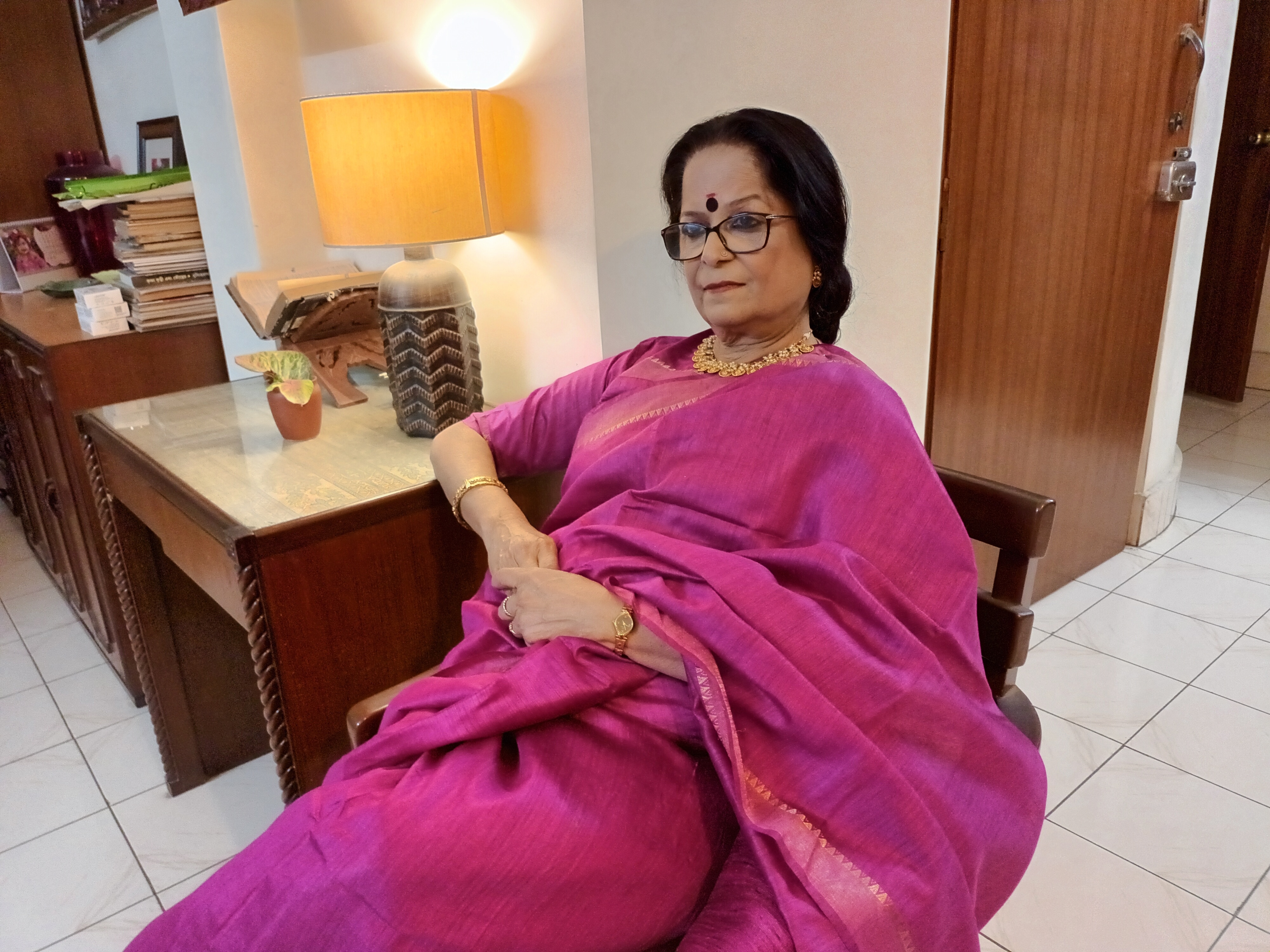 ReLive A Luxurious Experience 𝗕𝗢𝗢𝗞 Kolkata Homestay 𝘄𝗶𝘁𝗵 𝗙𝗥𝗘𝗘 𝗖𝗮𝗻𝗰𝗲𝗹𝗹𝗮𝘁𝗶𝗼𝗻