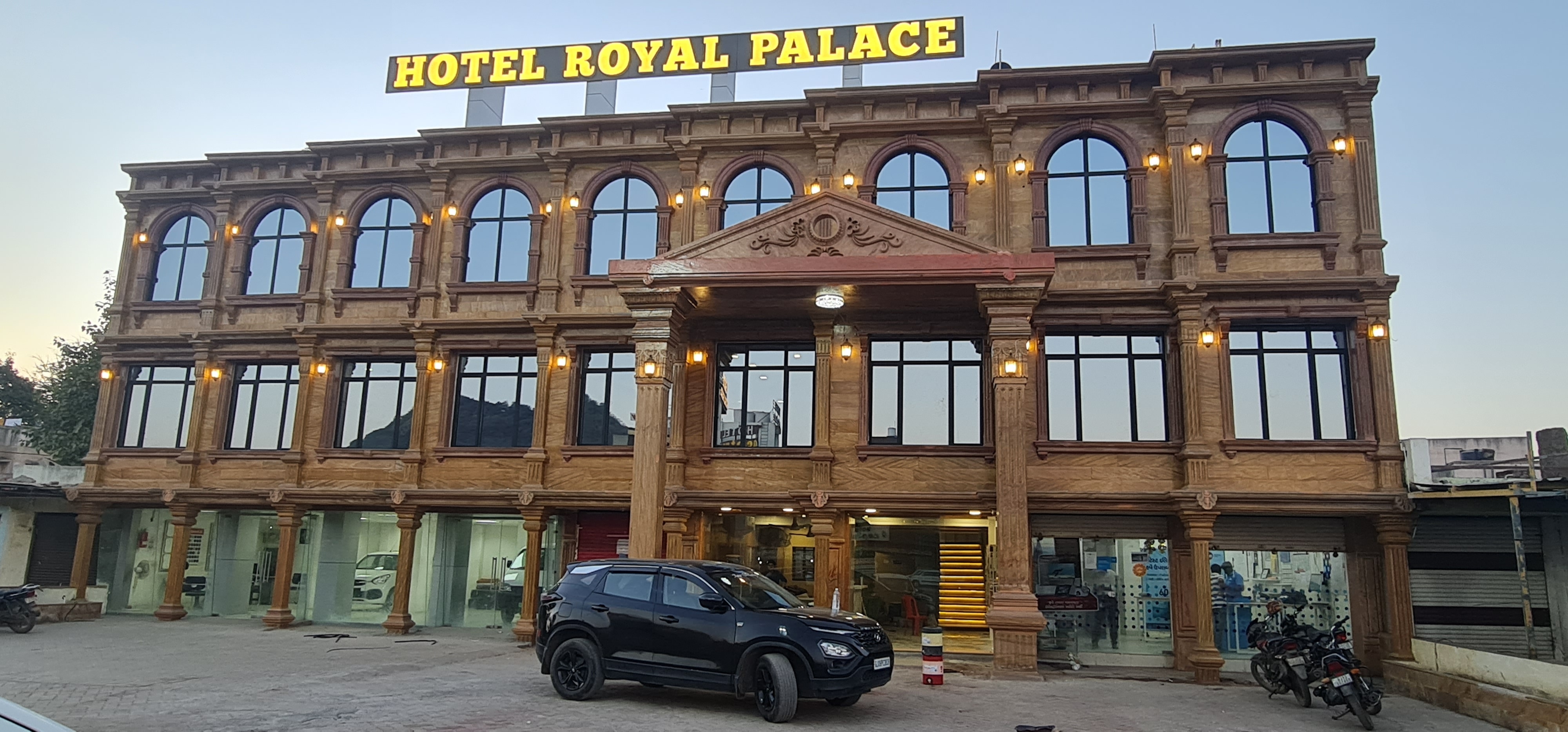 Hotel Royal Palace Chotila - Reviews, Photos & Offer