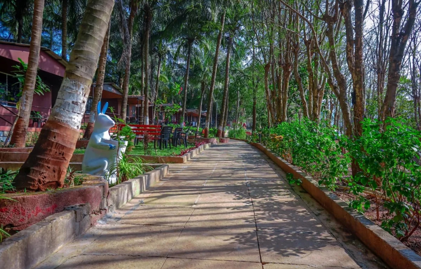 Rooms of Swarg Resort Lonavala - Lonavala Hotel on Goibibo