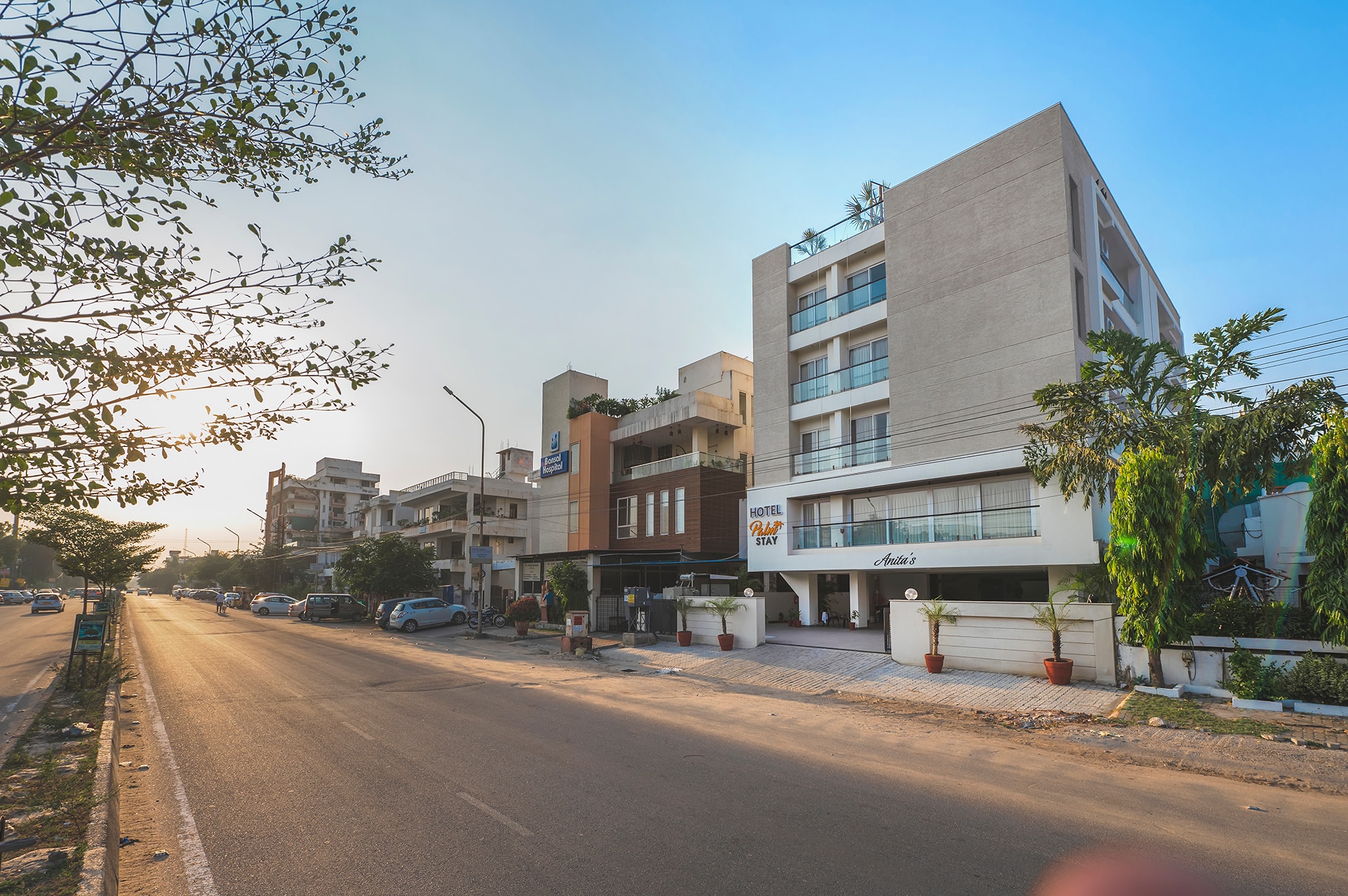 Palm Stay - Studios & Rooms 𝗕𝗢𝗢𝗞 Jaipur Apartment