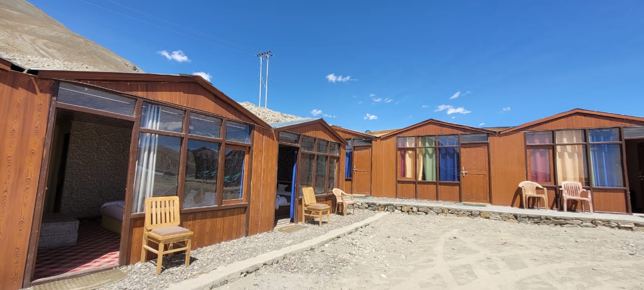 Khayoul Cottage Pangong | 200m from the Lake 𝗕𝗢𝗢𝗞 Pangong Cottage
