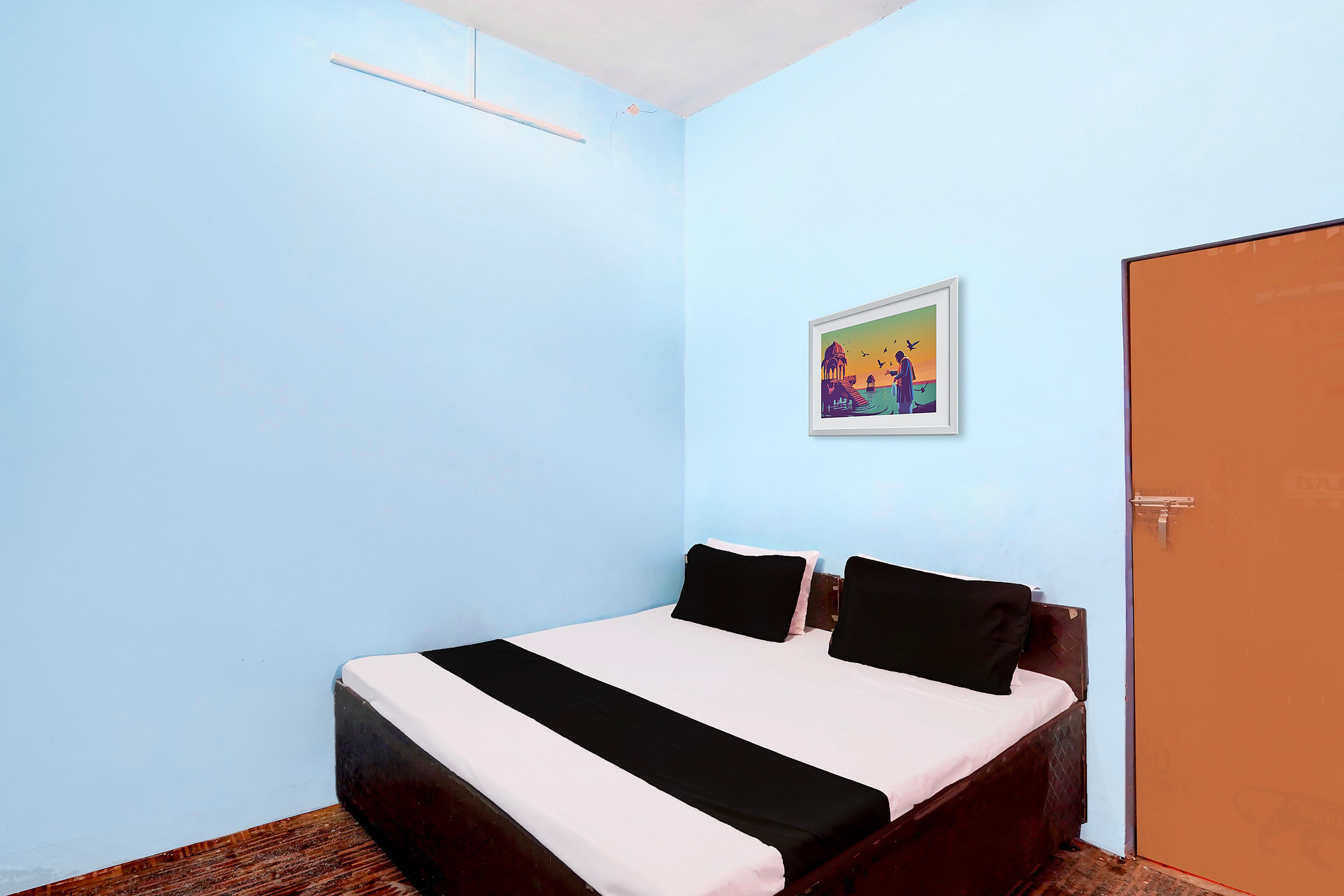 SPOT ON HOTEL ROYAL PALACE 𝗕𝗢𝗢𝗞 Atrauli Hotel
