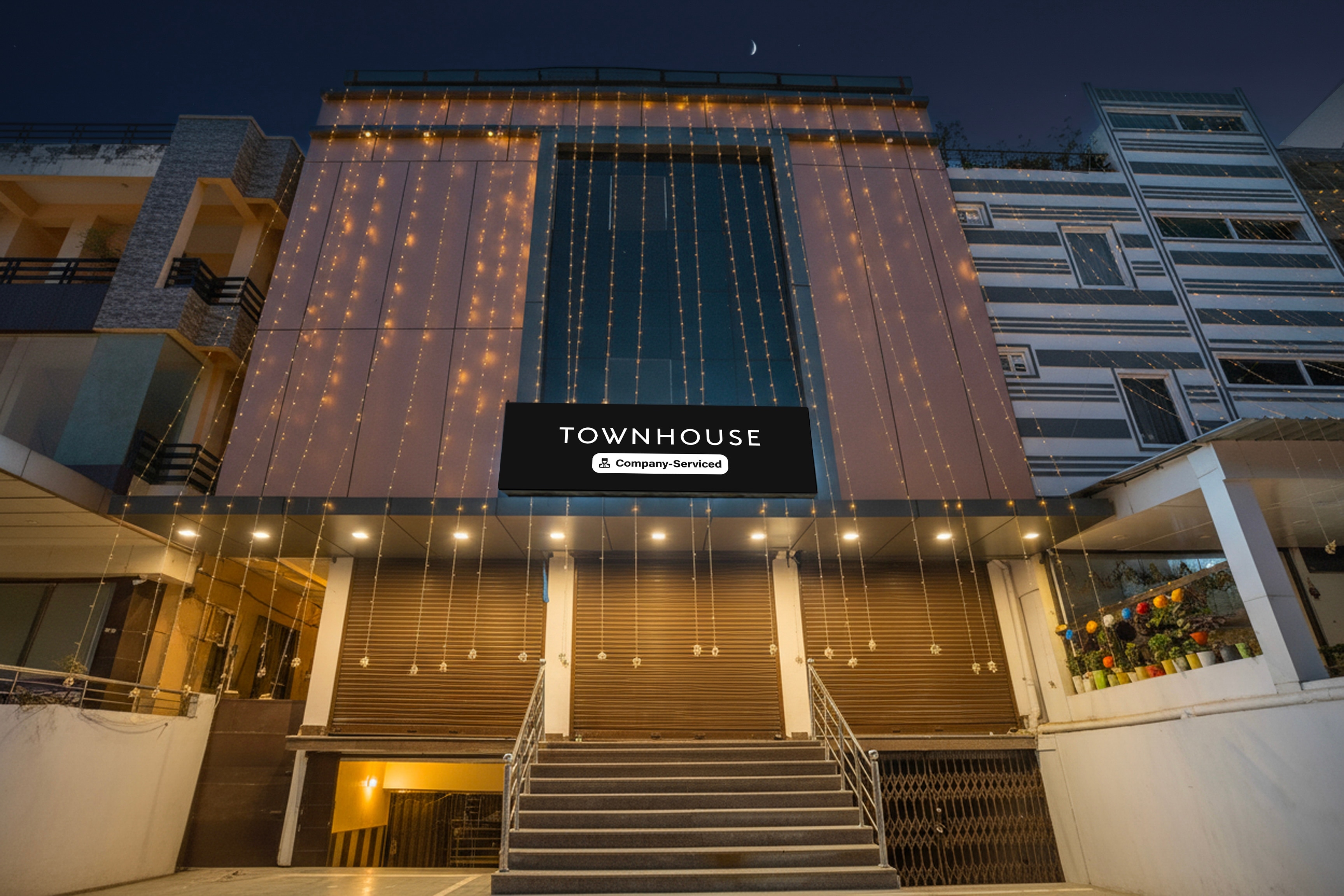 Super Townhouse Central Prayagraj Bus Terminal Formerly Amba Palace ...