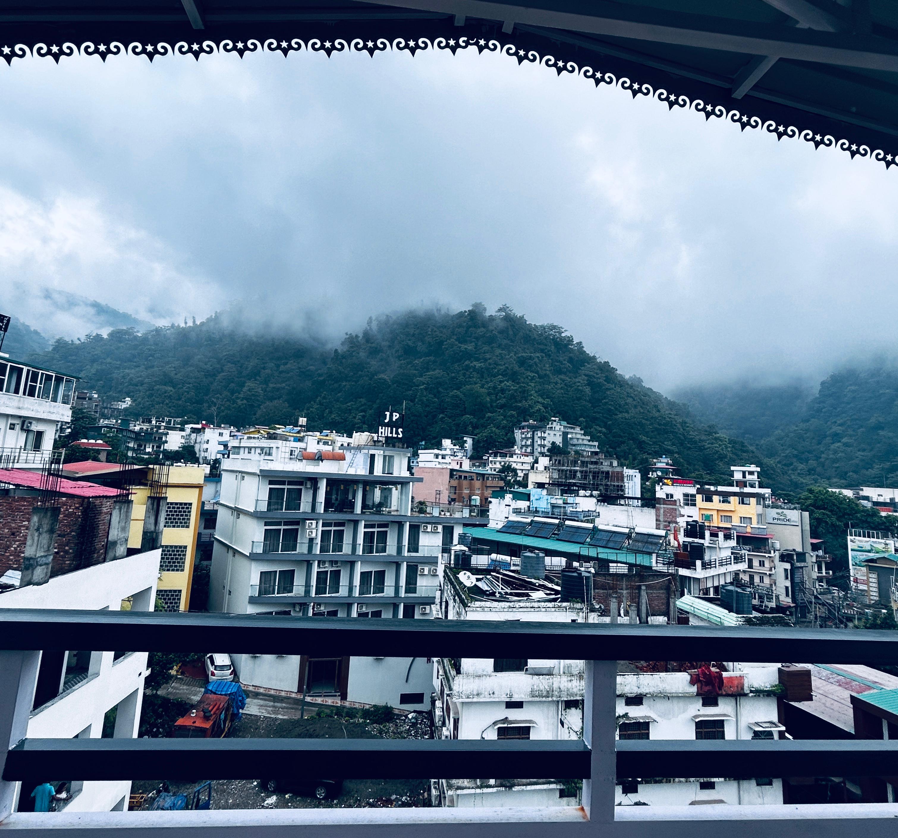 Hotstel Rishikesh Tapovan 𝗕𝗢𝗢𝗞 Rishikesh Homestay