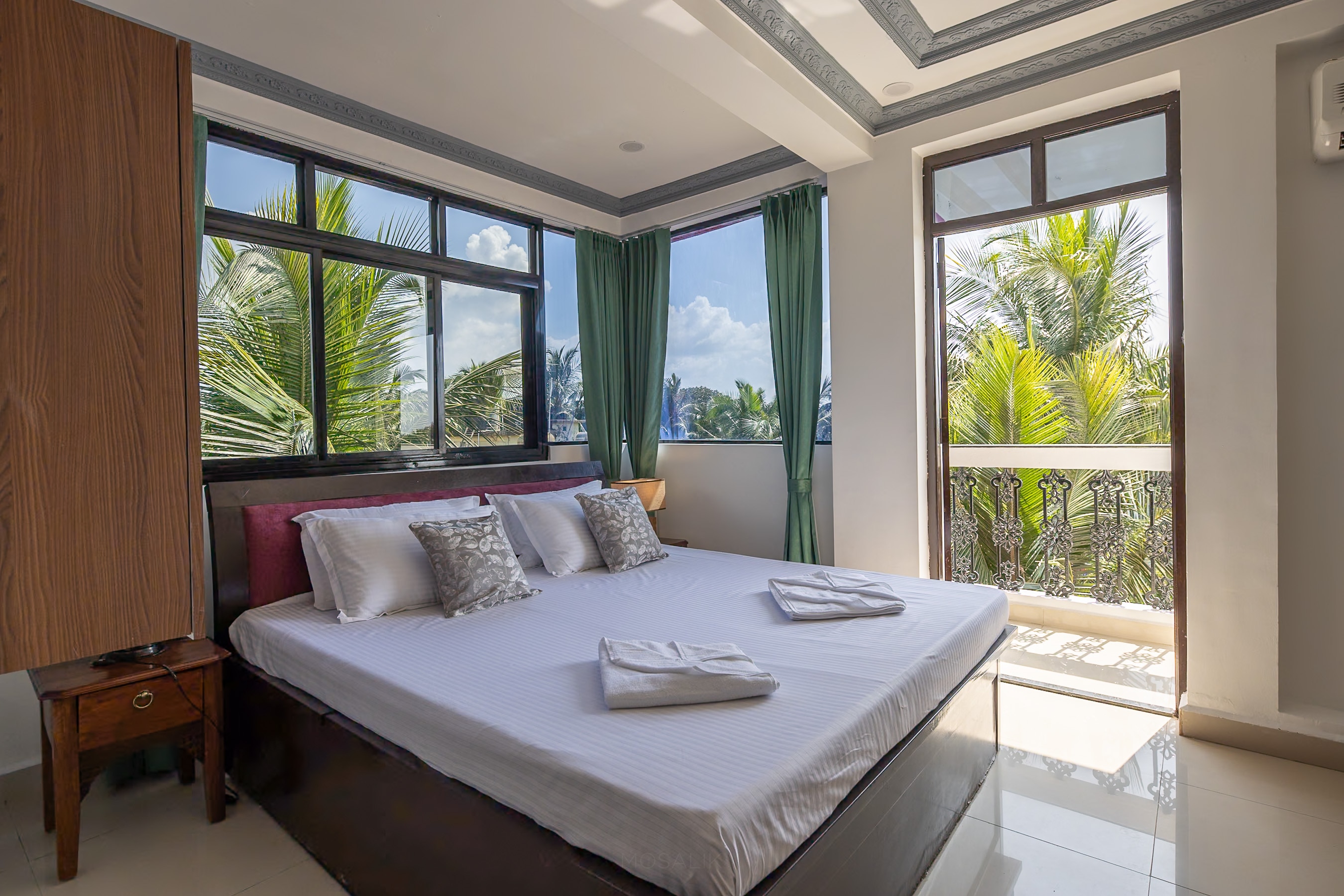 Broadbean Royal Resort Goa - Reviews, Photos & Offer