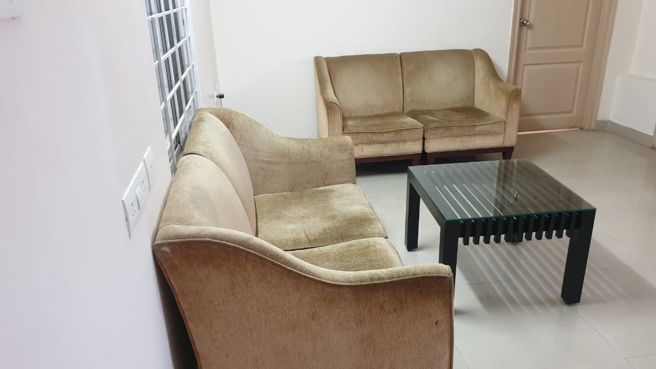 Ehsan Shah Heights 𝗕𝗢𝗢𝗞 Hyderabad Apartment