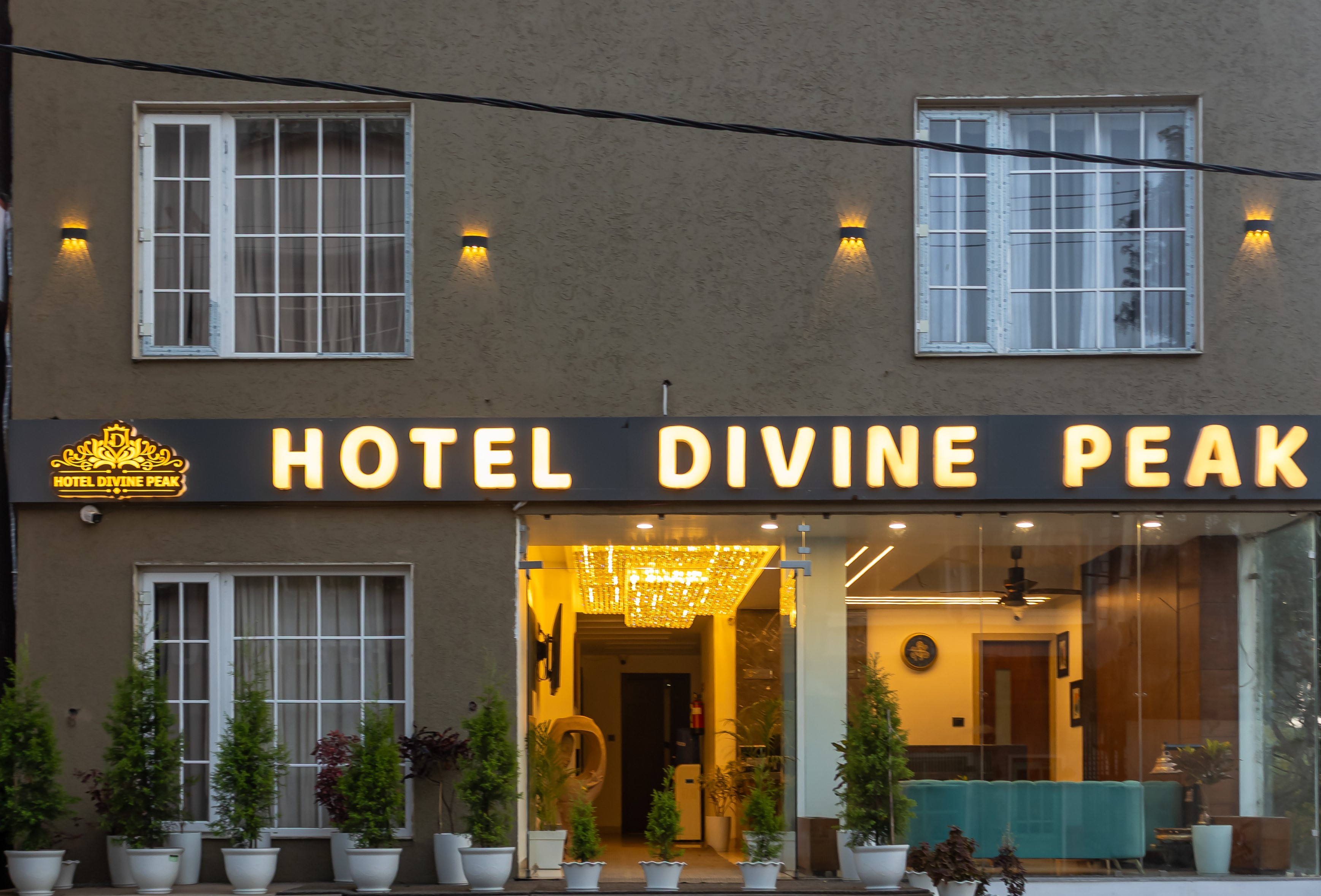 HOTEL DIVINE PEAK 𝗕𝗢𝗢𝗞 Pachmarhi Hotel