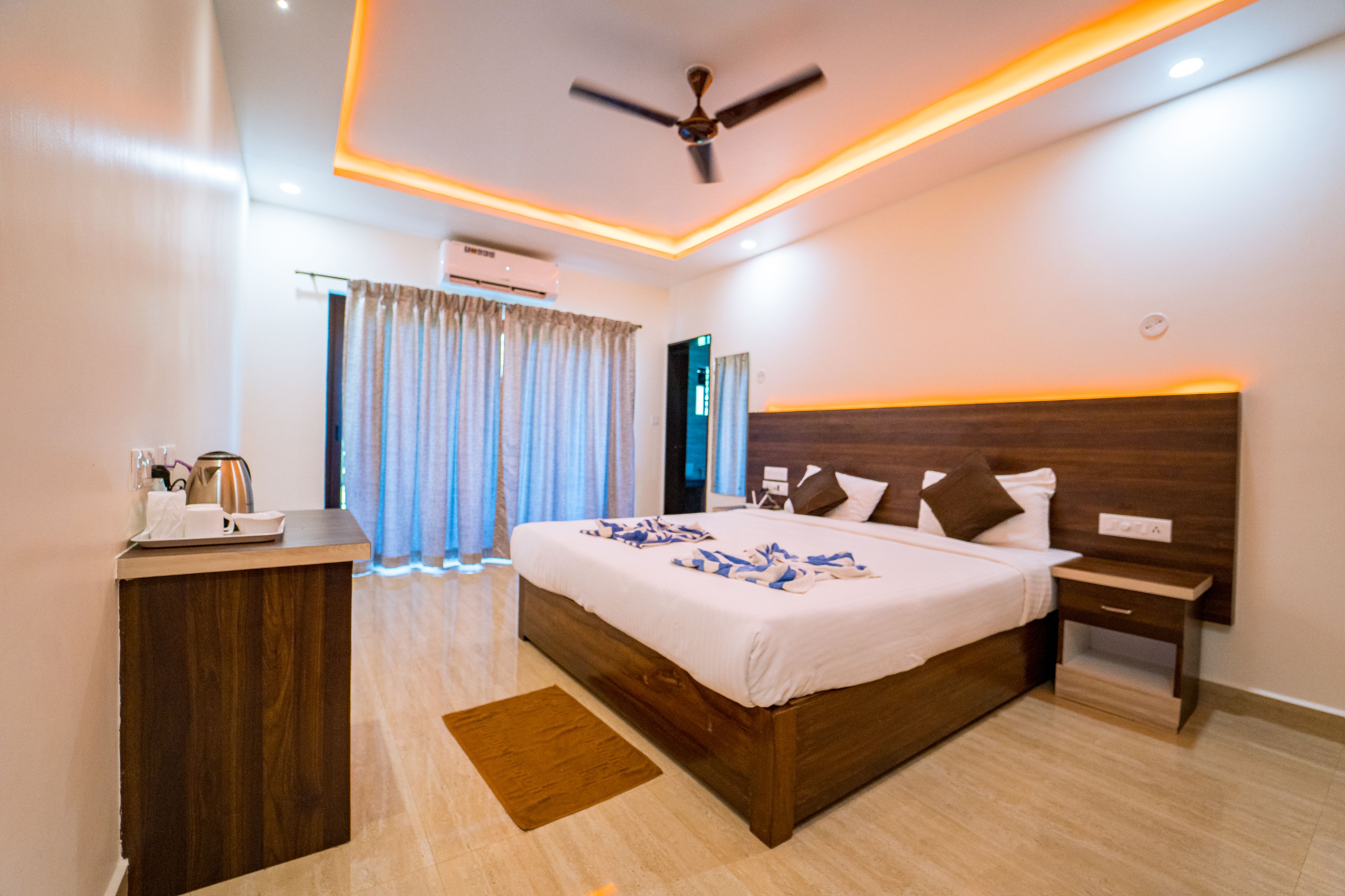 Dersy Beach Executive Rooms 𝗕𝗢𝗢𝗞 Goa Homestay