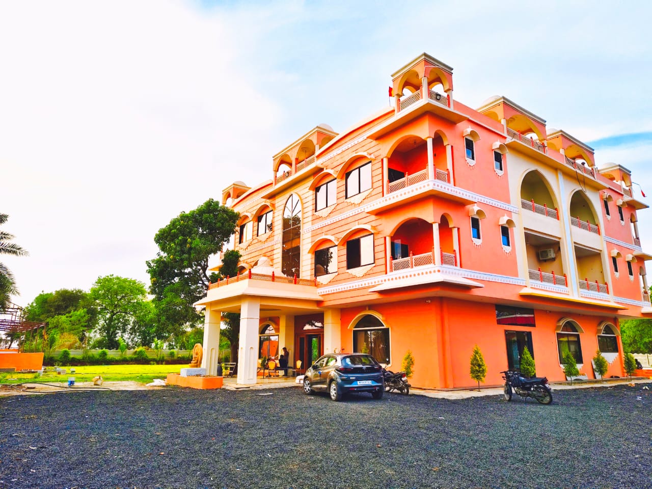 Aceotel Resort Sanwariya Grands, Biaora 𝗕𝗢𝗢𝗞 Biaora Hotel