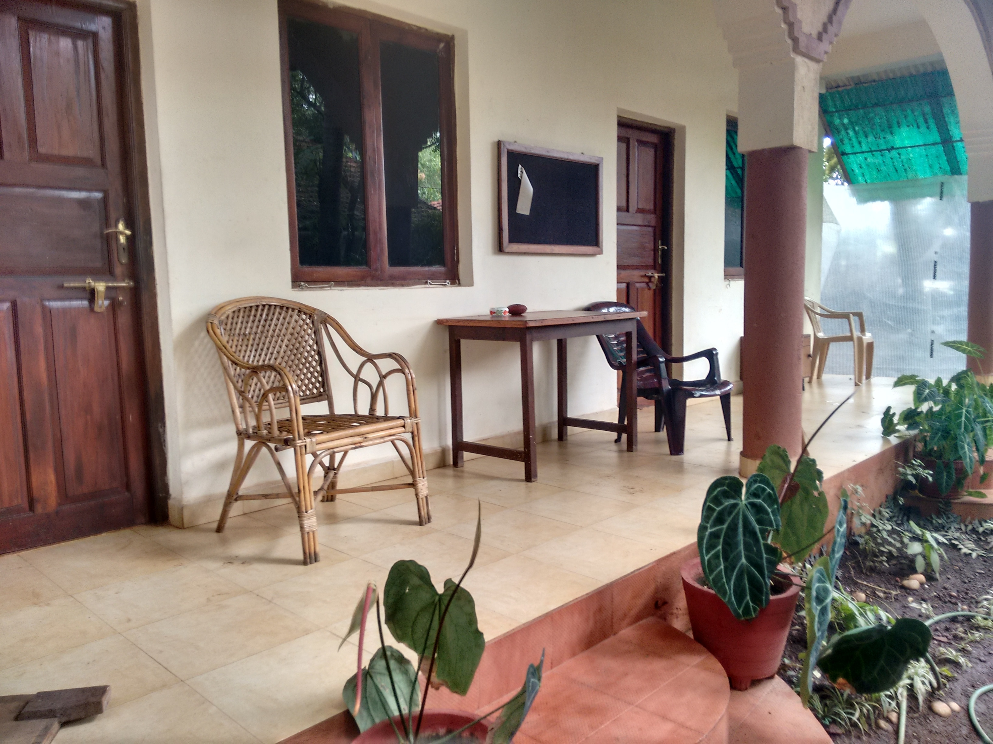 Anjunapalms 𝗕𝗢𝗢𝗞 Goa Guest House