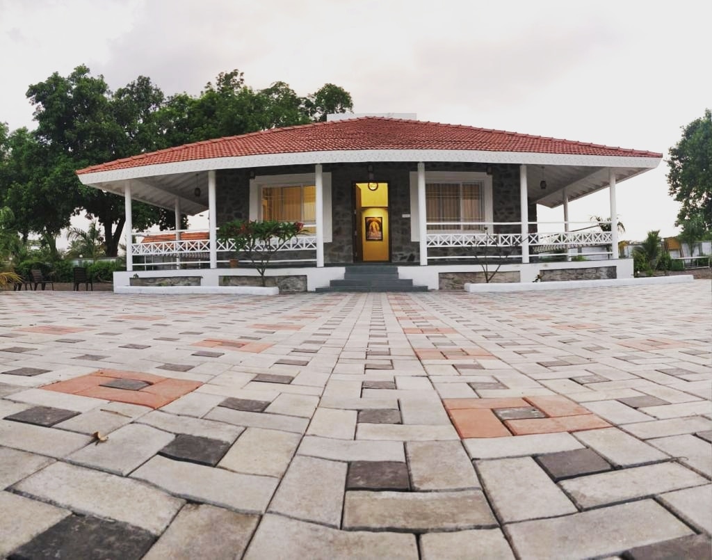 The Native Place 𝗕𝗢𝗢𝗞 Kopargaon Farm House