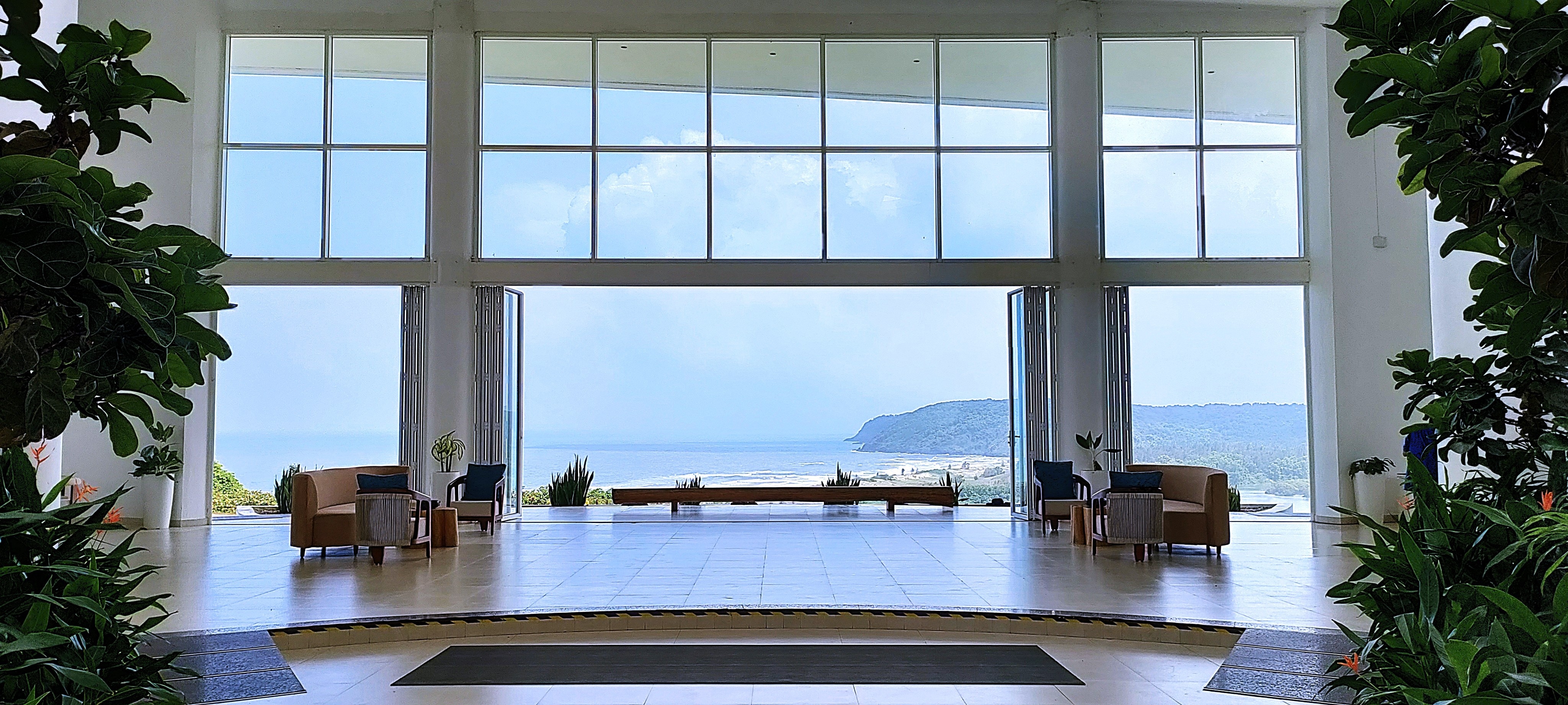 Araqila Beach Resort 𝗕𝗢𝗢𝗞 Vengurla Resort