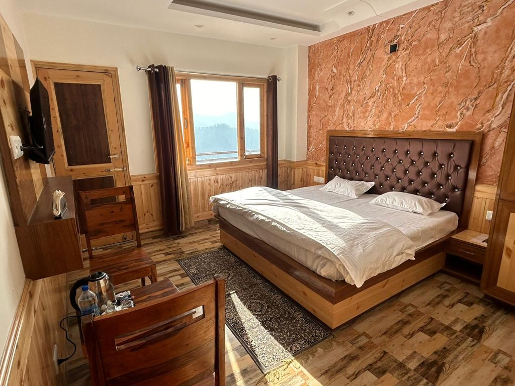Hotel Paradise 𝗕𝗢𝗢𝗞 Narkanda Hotel