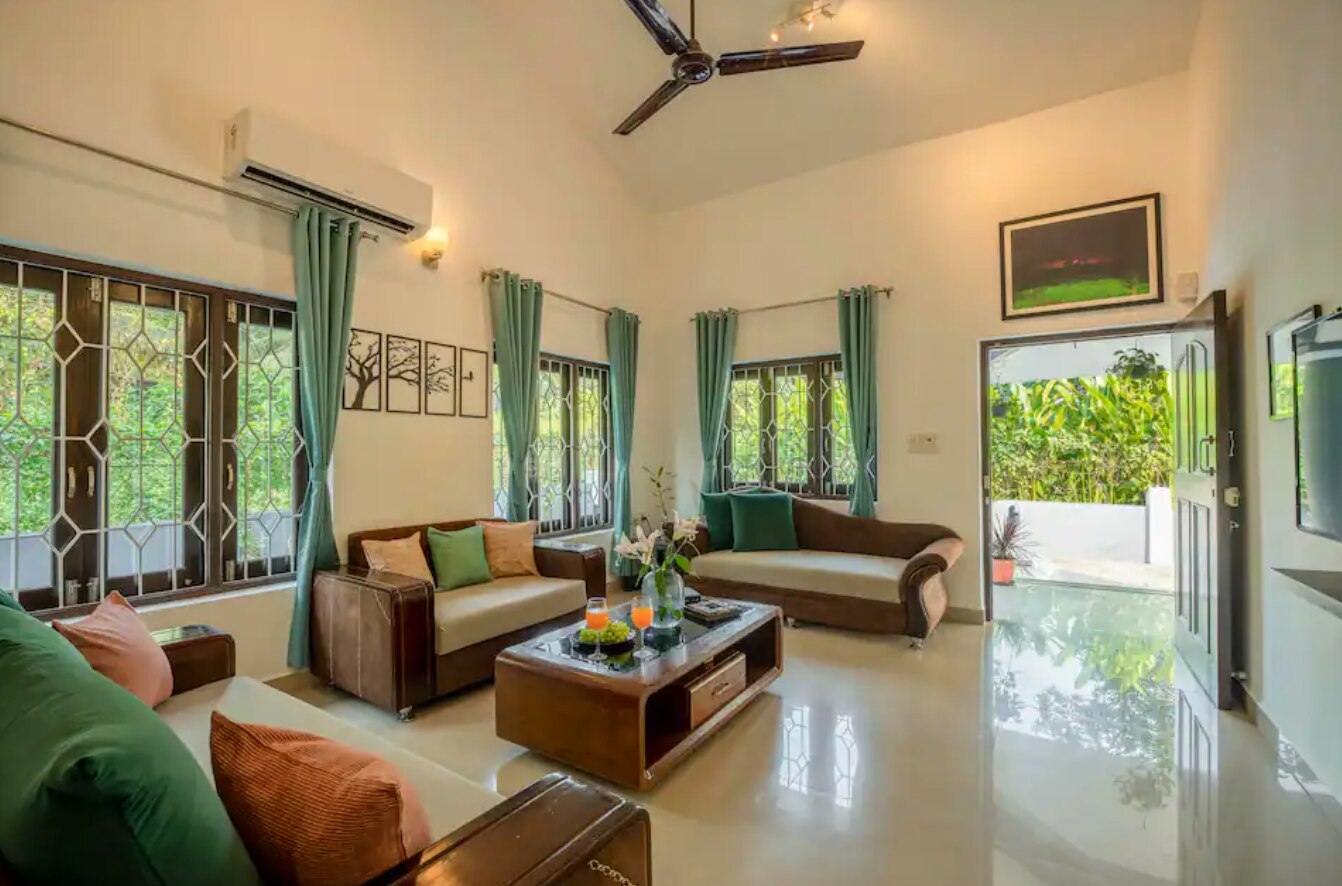 Photos of Bliss Villa: 4BHK Private Pool, Siolim, North Goa - Goa Hotel ...