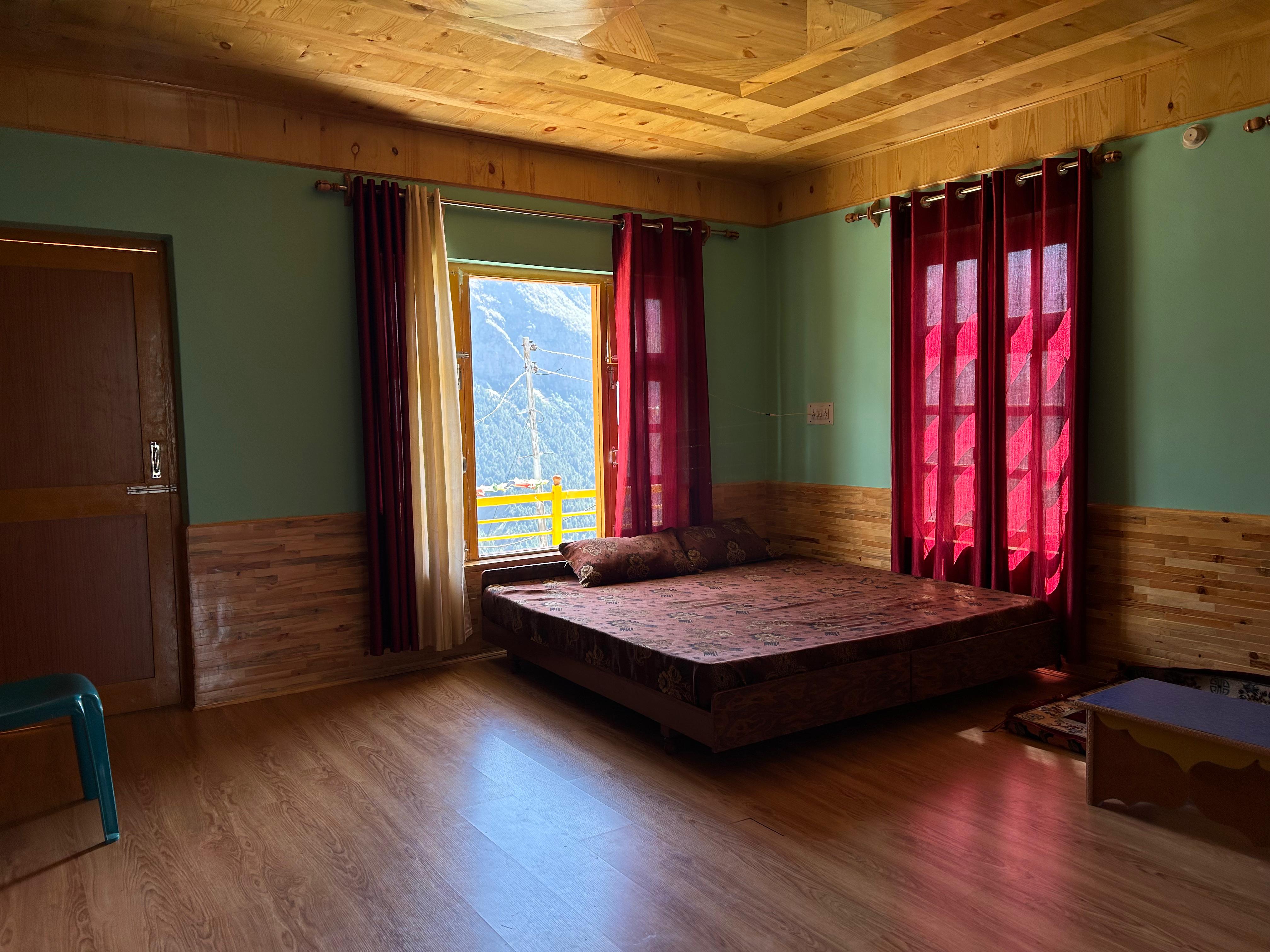 Rooms of Valley View Homestay Fuktal - Homestay in Lahaul