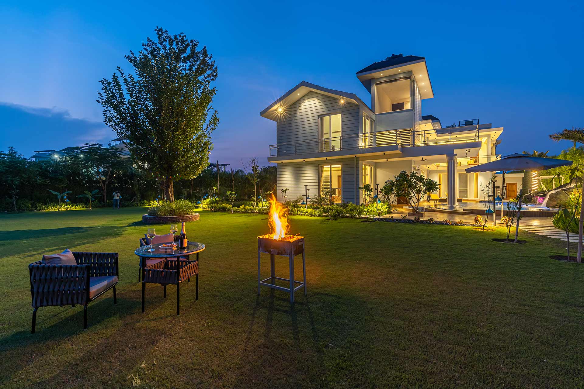 StayVista at Azure @ Serenity Farms 𝗕𝗢𝗢𝗞 Sohna Farm House