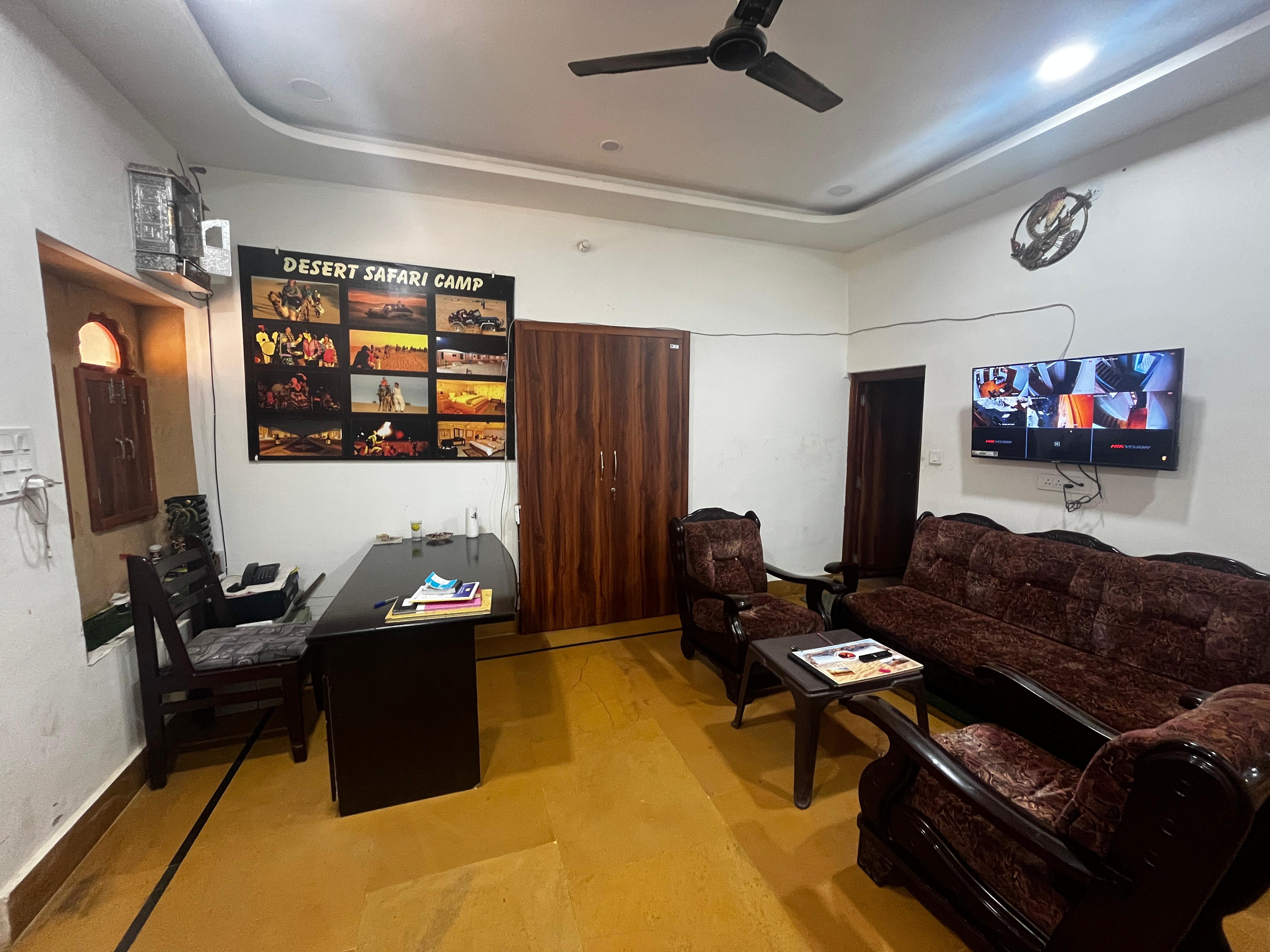 Gunjan Heritage 𝗕𝗢𝗢𝗞 Jaisalmer Hotel