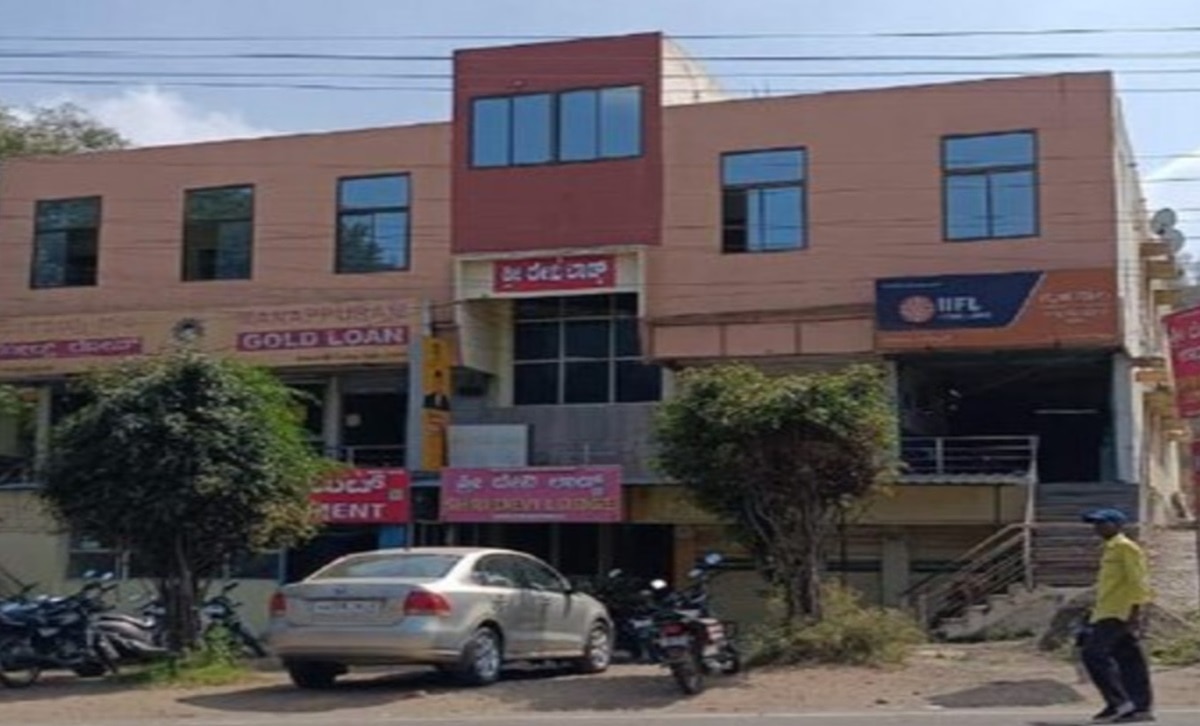 Shri Devi Lodge Chikodi - Reviews, Photos & Offer