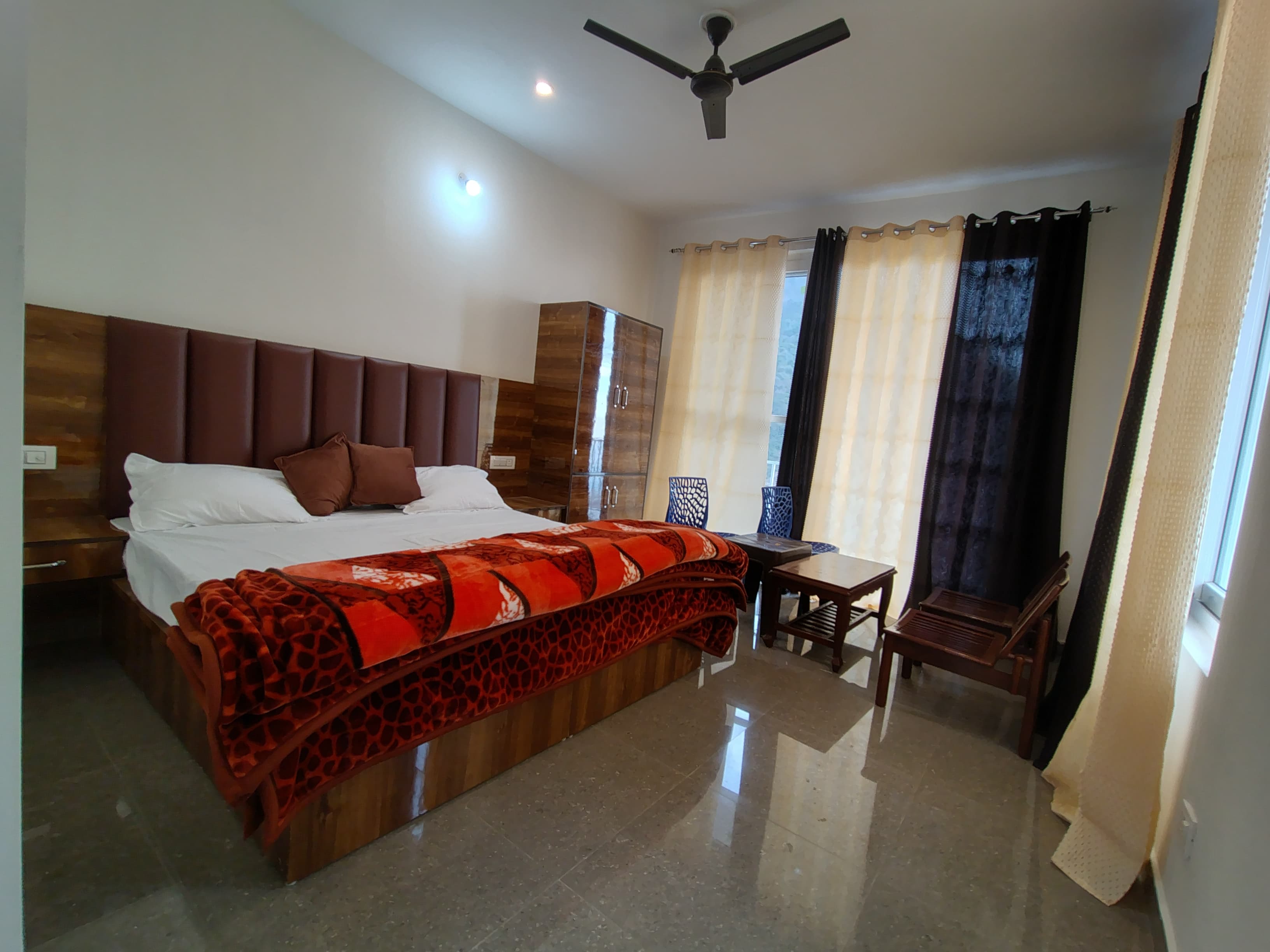 Shiva Dhuru Guest House & Cafe 𝗕𝗢𝗢𝗞 Dharamshala Homestay