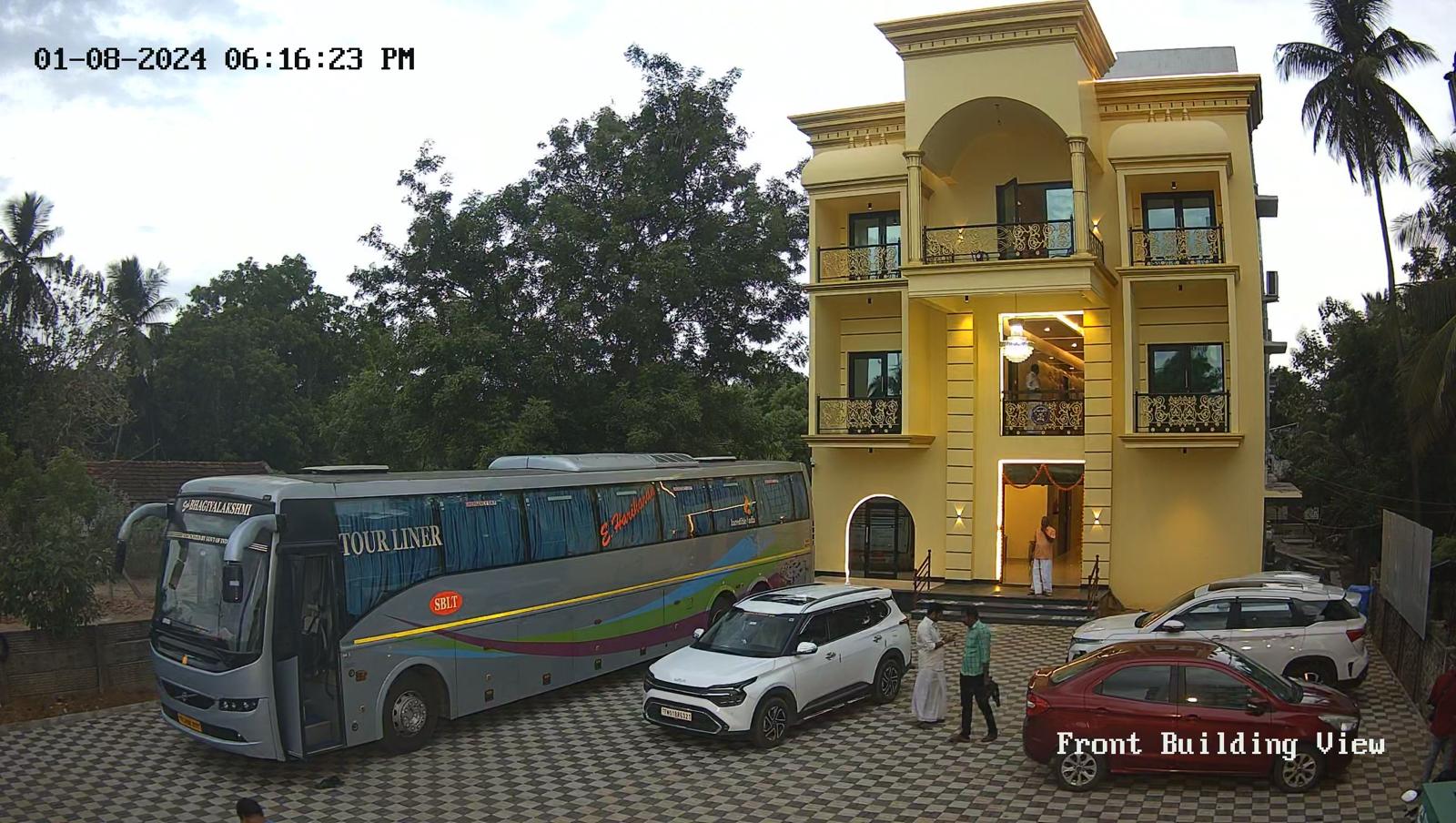 Hotel Sudeeksha Residency 𝗕𝗢𝗢𝗞 Tarangambadi Hotel