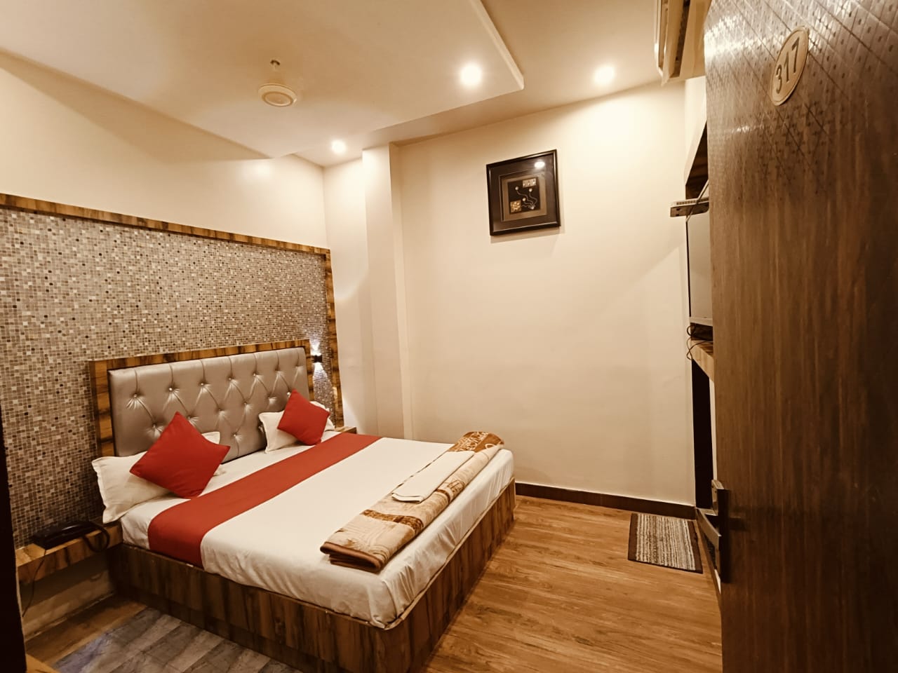Hotel Jeelan Palace 𝗕𝗢𝗢𝗞 Jodhpur Hotel