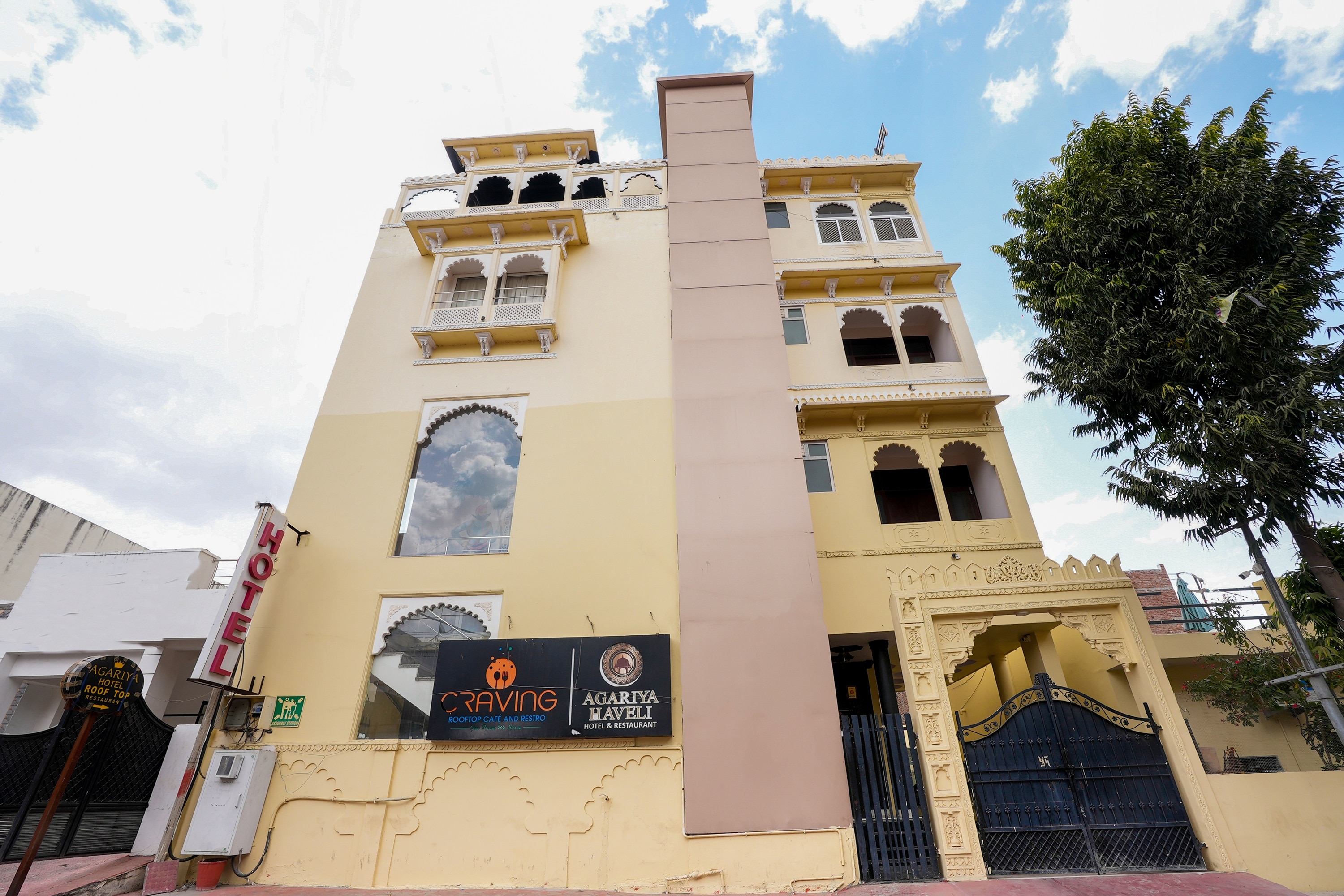 Agariya Haveli near Pichola Lake, Udaipur 𝗕𝗢𝗢𝗞 Udaipur Hotel