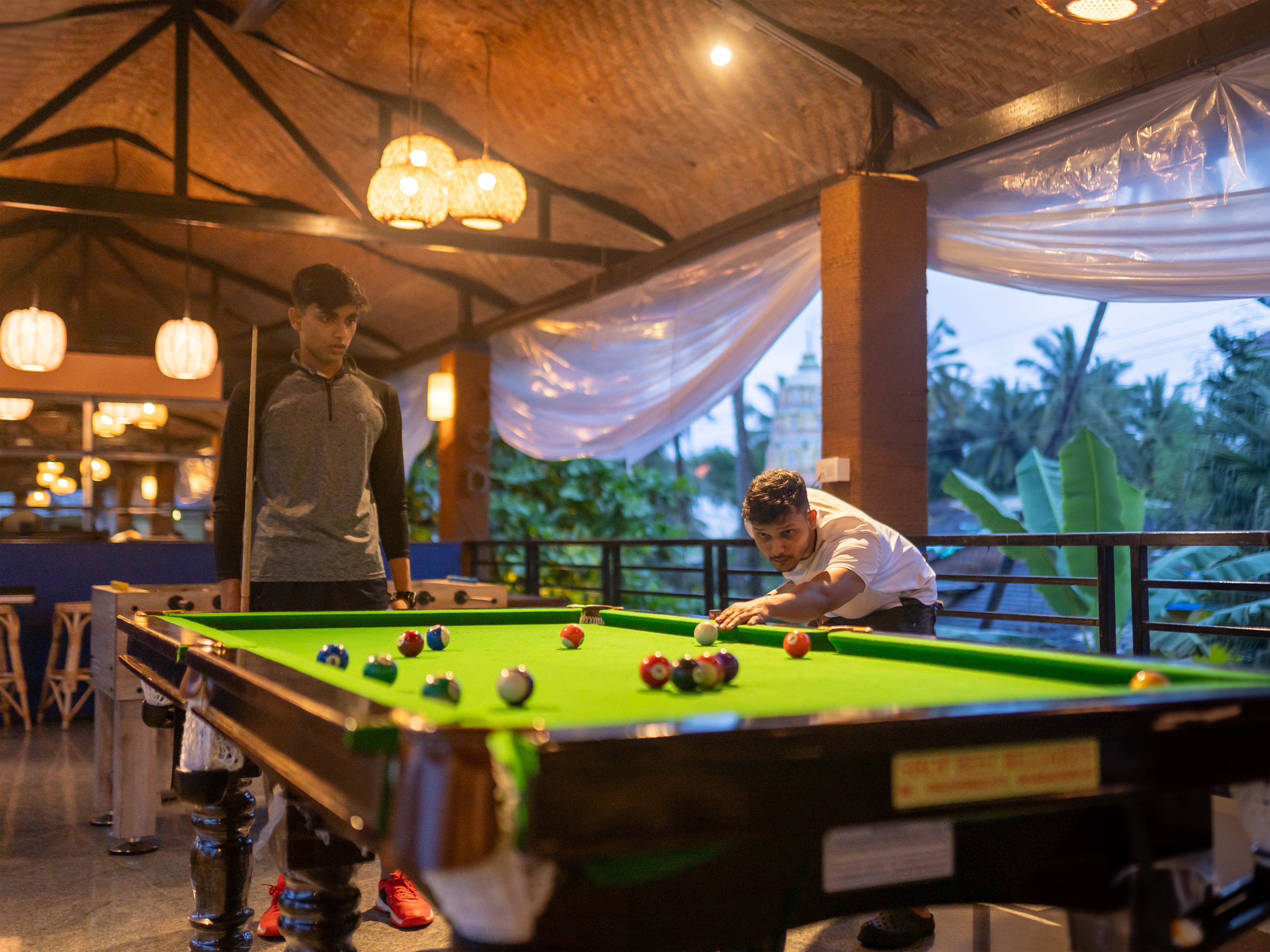 Madpackers Goa (Anjuna) | Pool Table & Bar Hostel Goa - Reviews, Photos ...
