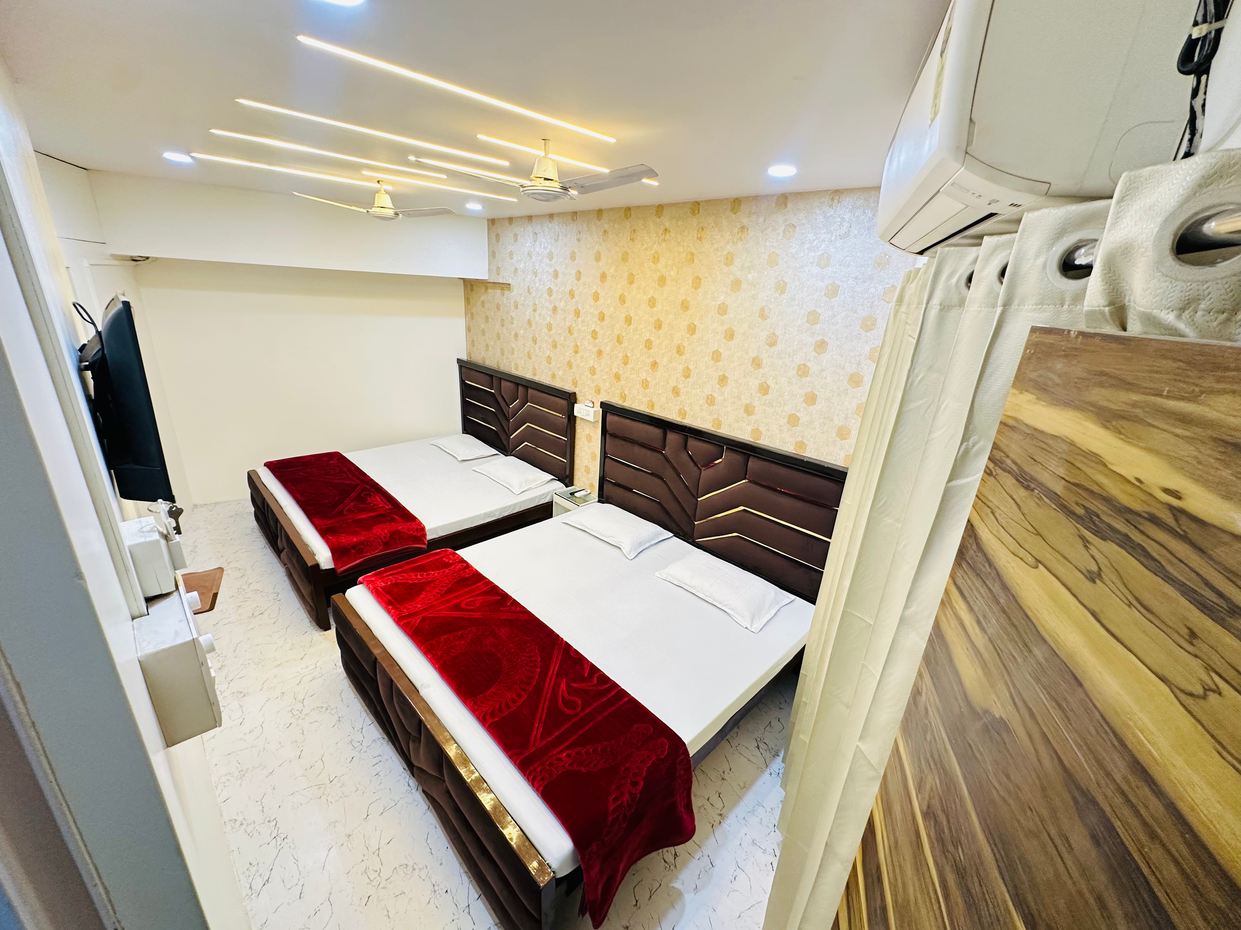 The Kashi Rooms 𝗕𝗢𝗢𝗞 Varanasi Guest House