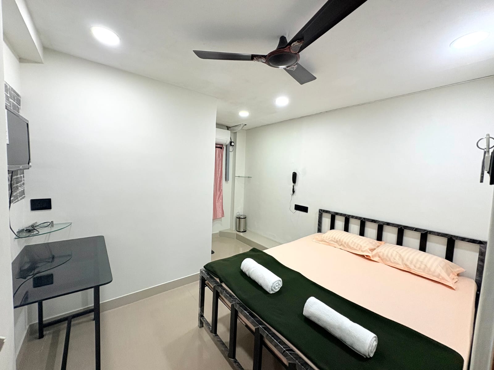 MAMA LODGING AND BOARDING 𝗕𝗢𝗢𝗞 Goa Guest House