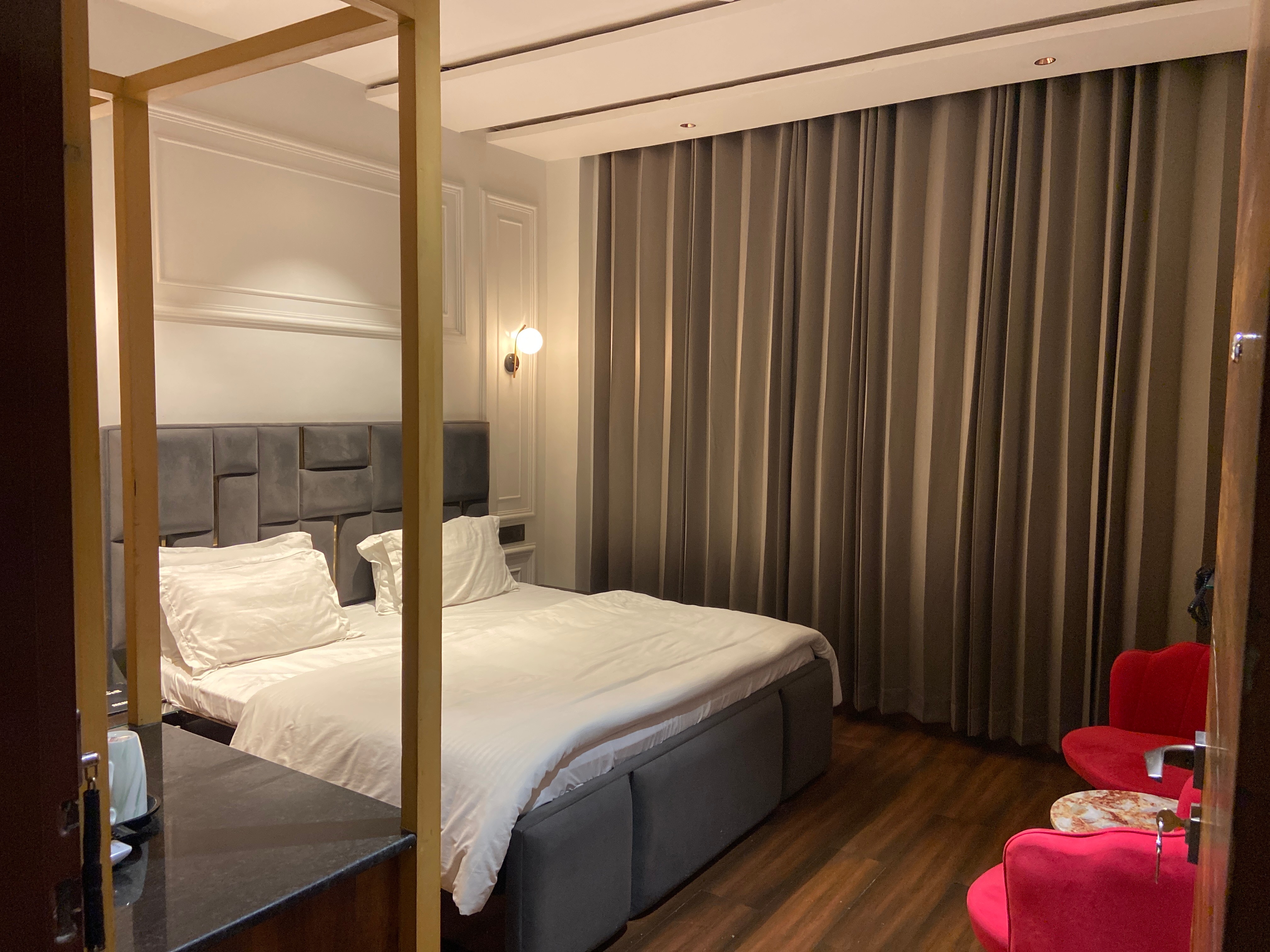 Hotel Primrose 𝗕𝗢𝗢𝗞 Patran Hotel