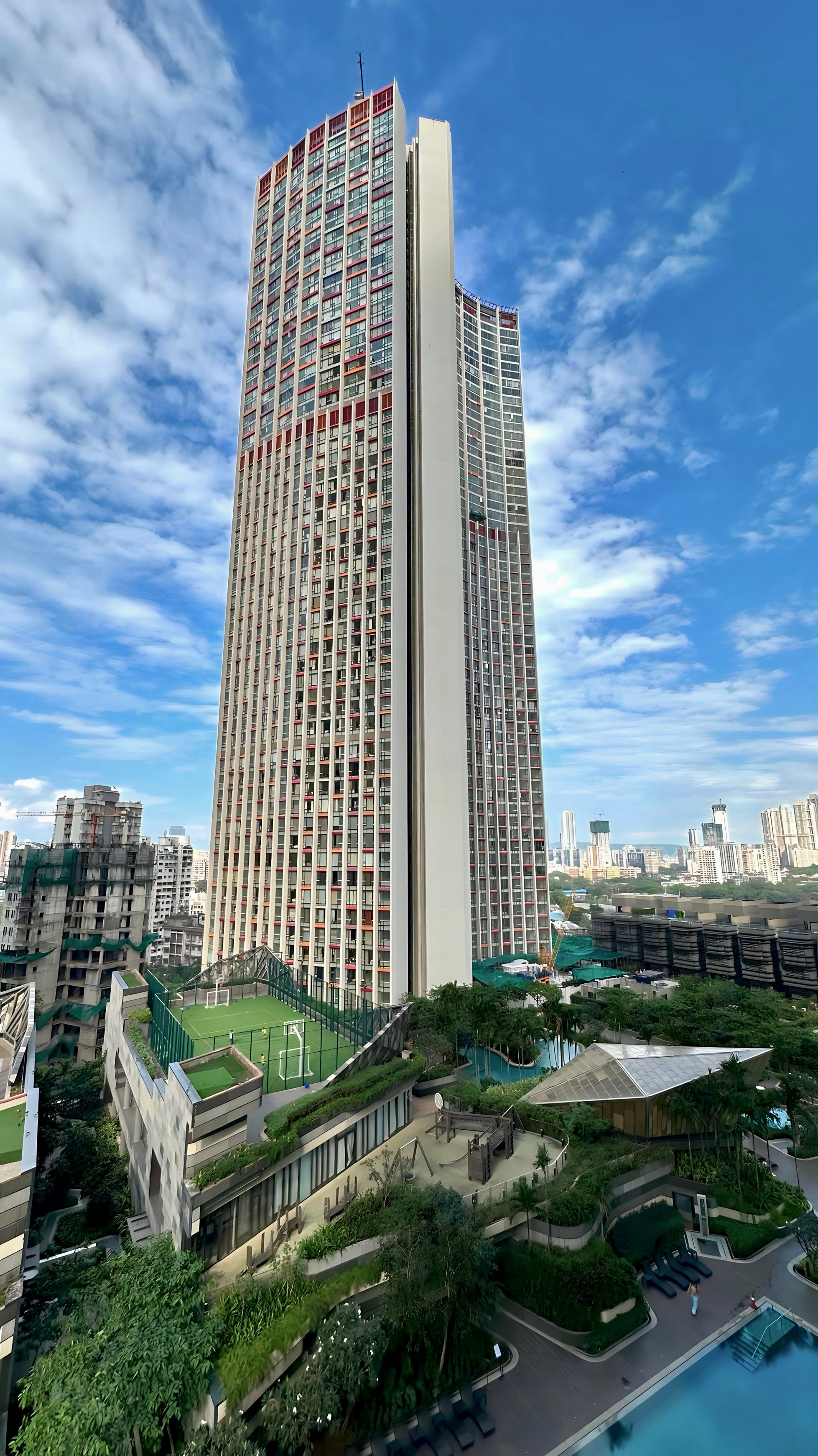 2BHK | Near Palladium Mall & St Regis Hotel 𝗕𝗢𝗢𝗞 Mumbai Apartment